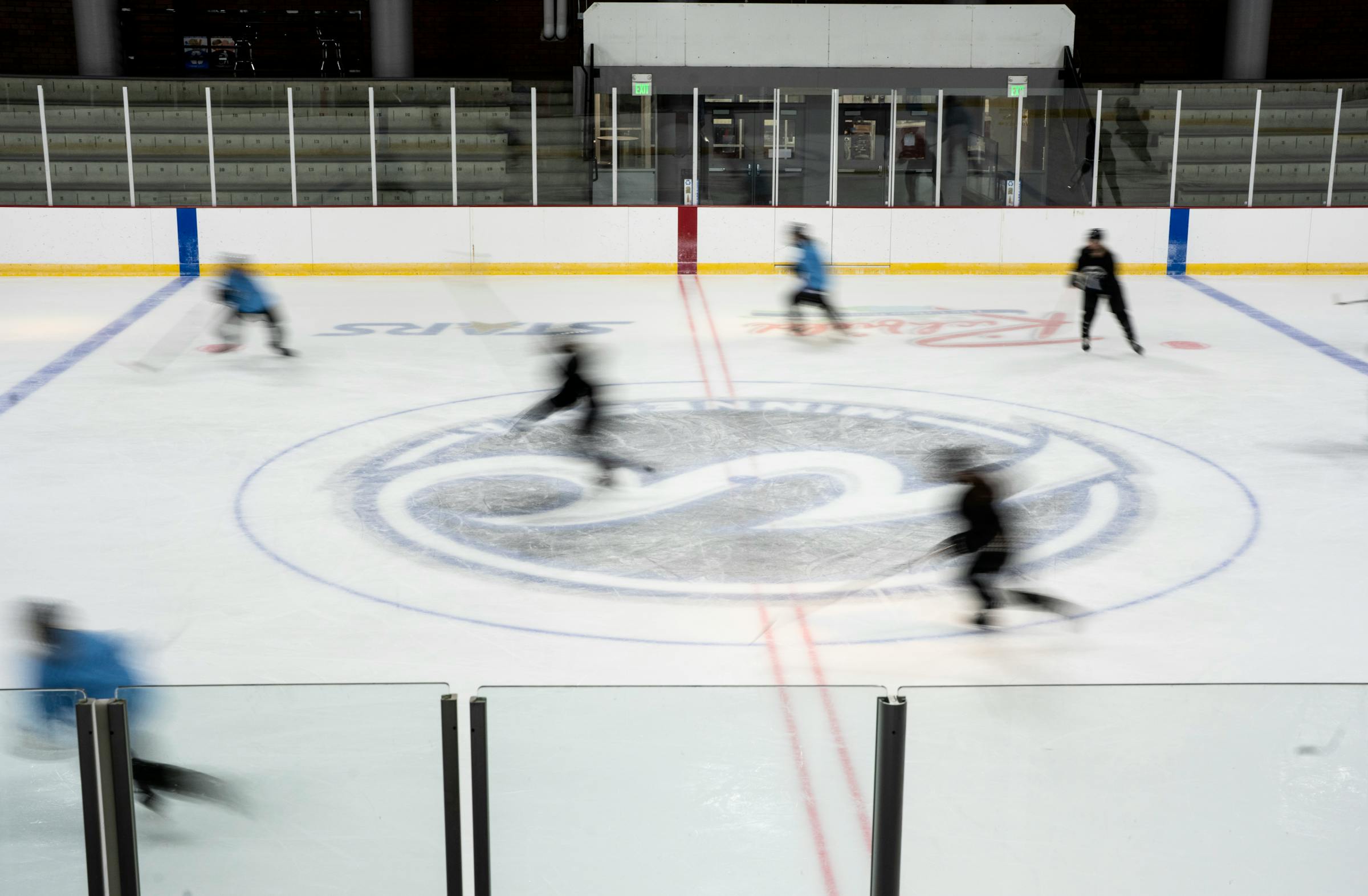 Minnesota Whitecaps' hockey league doubles salary cap