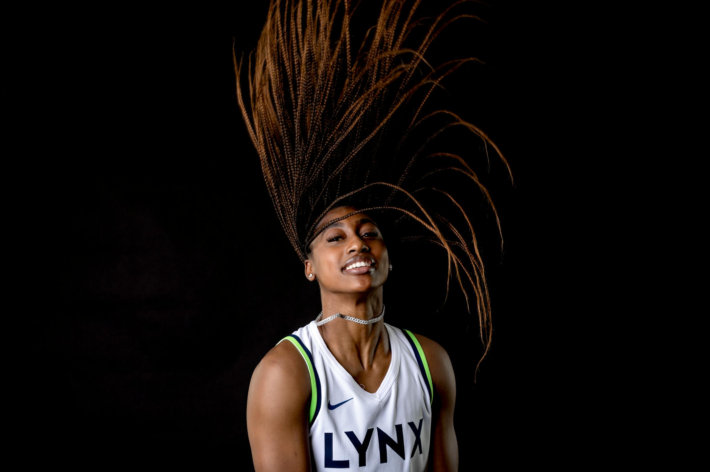 Praise for a rookie? Diamond Miller already has earned it from Lynx ...