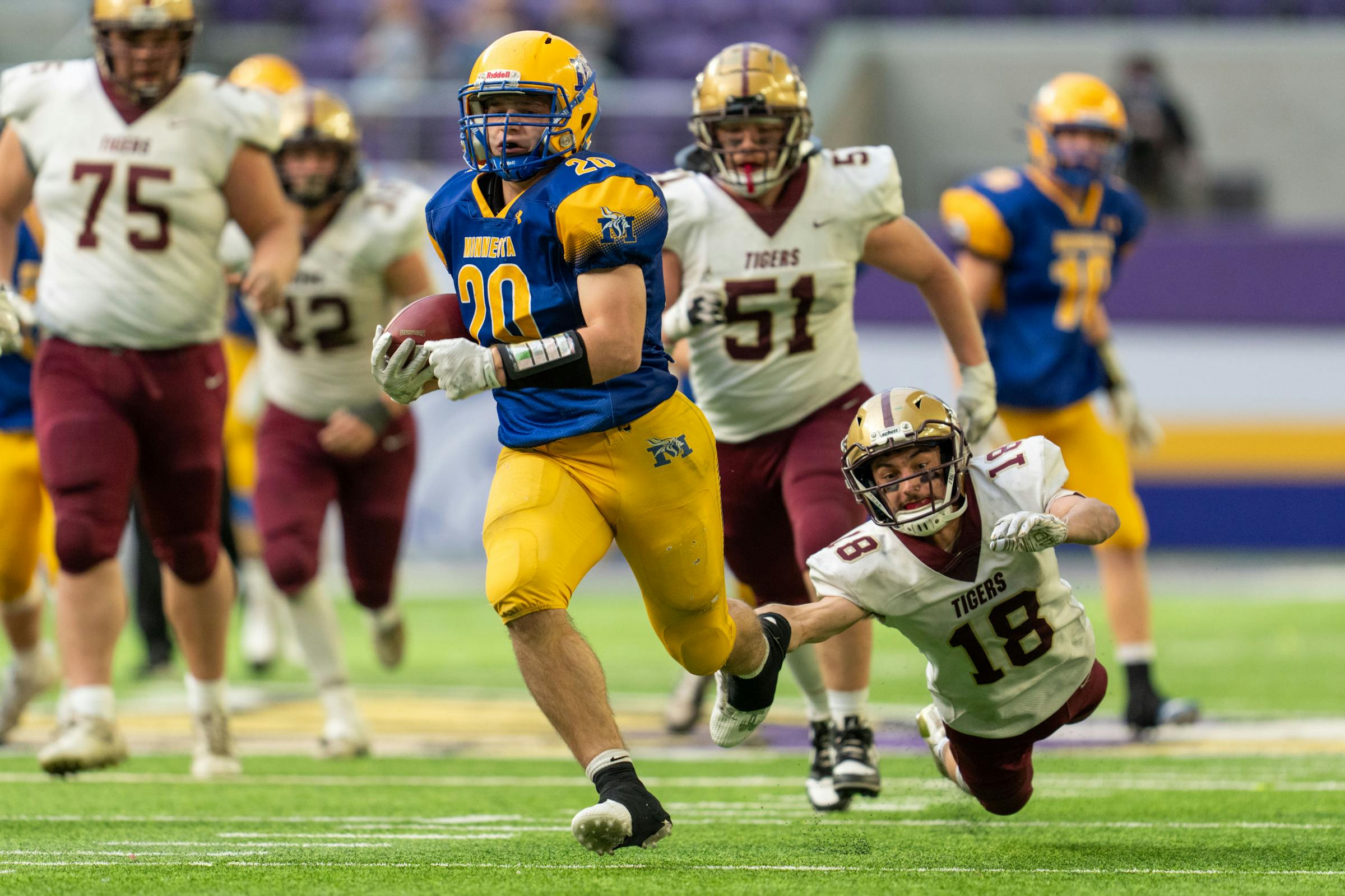 Minneota overwhelms Springfield in Class 1A Prep Bowl, wins ninth state ...