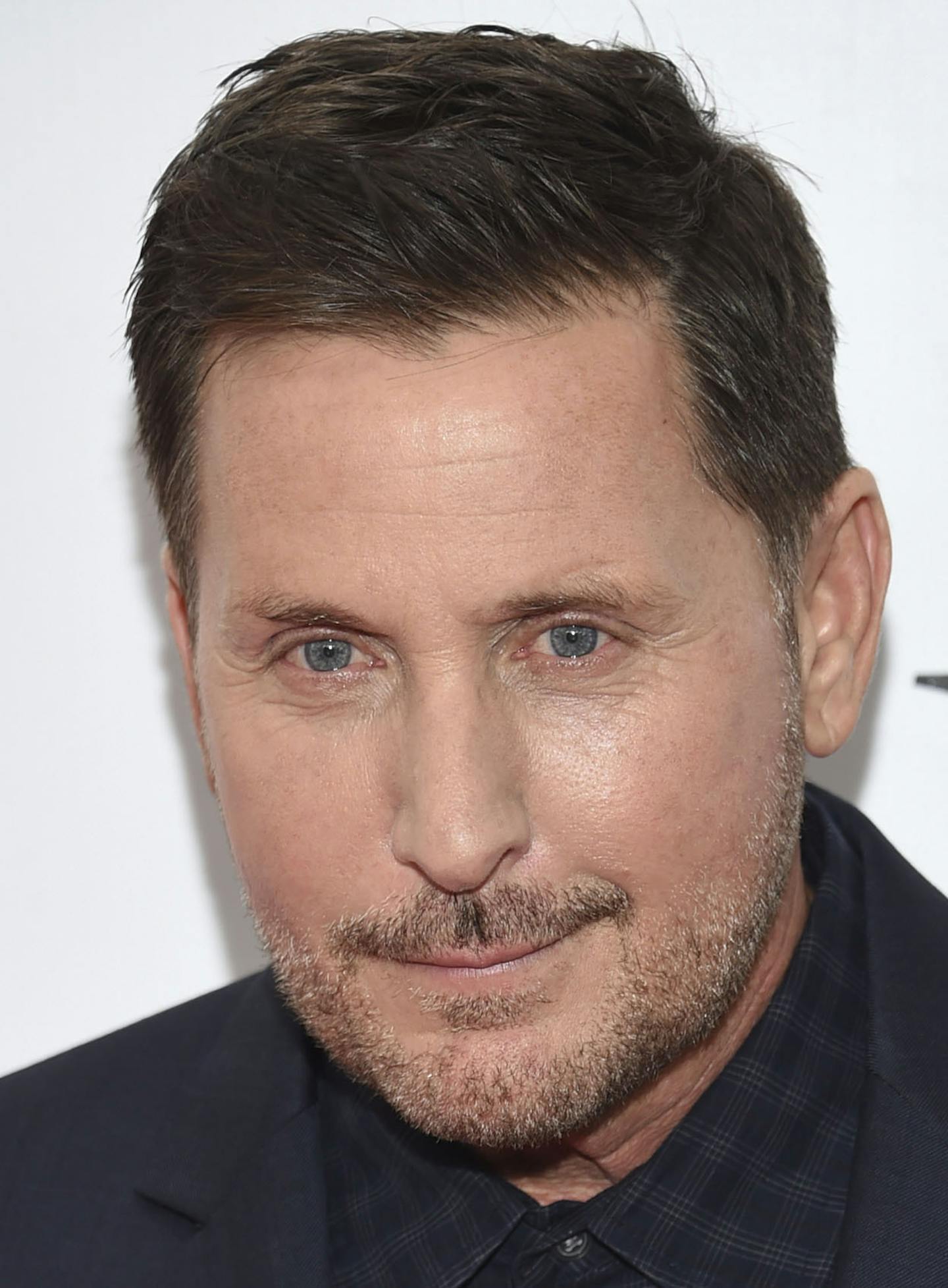 Actor Emilio Estevez to visit Minneapolis library Sunday for screening ...