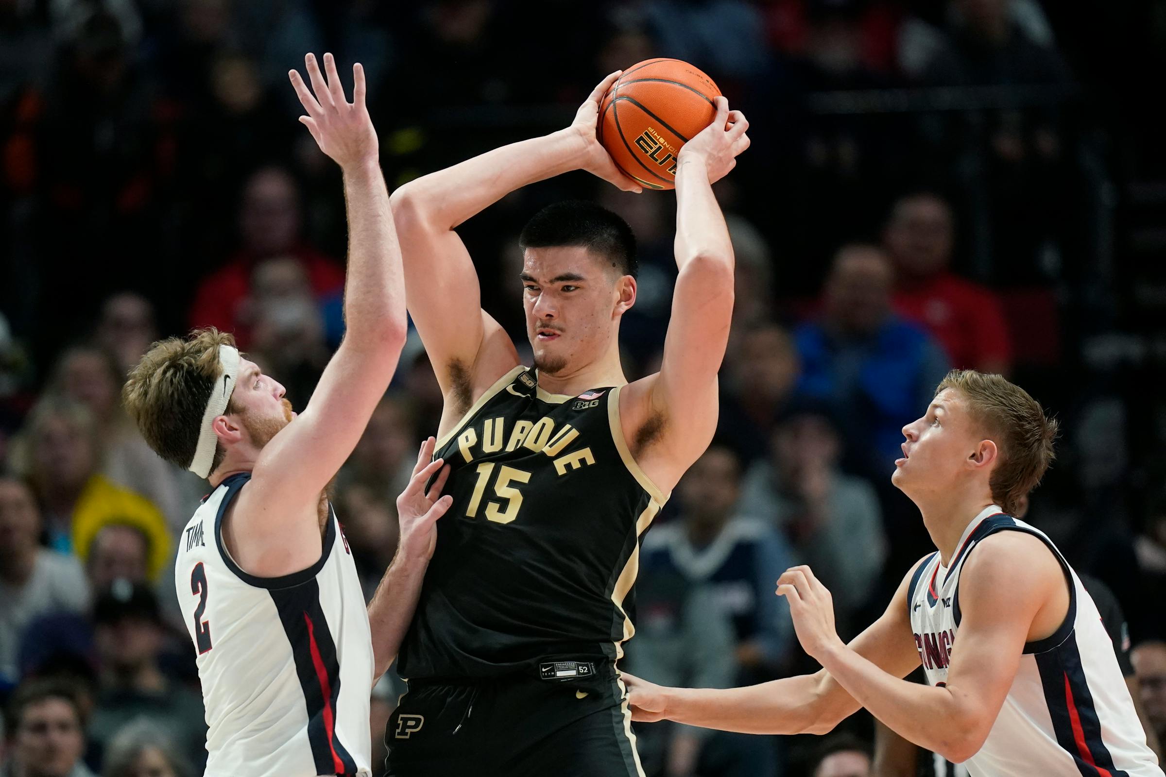 Gophers face massive challenge in Purdue's 7-foot-4 Zach Edey in Big ...