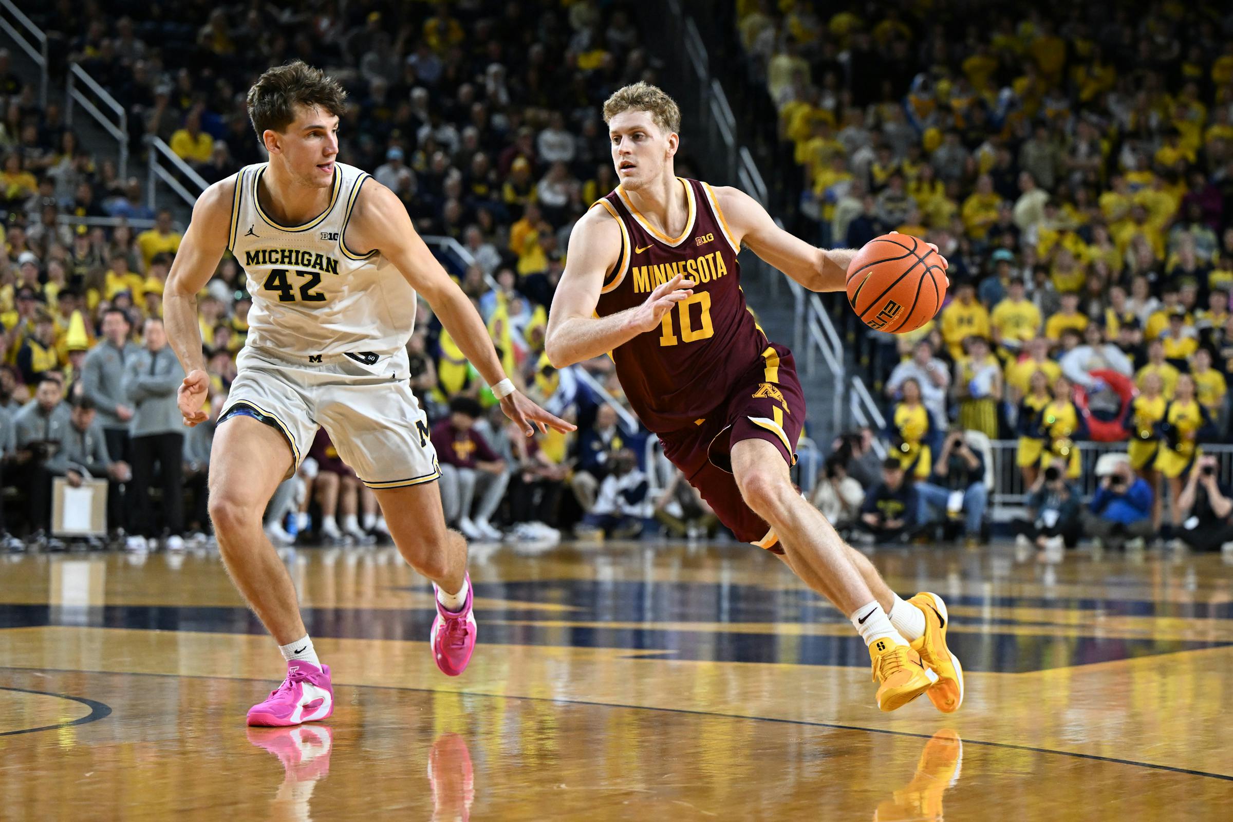 Gophers basketball can't match No. 3 Michigan's firepower
