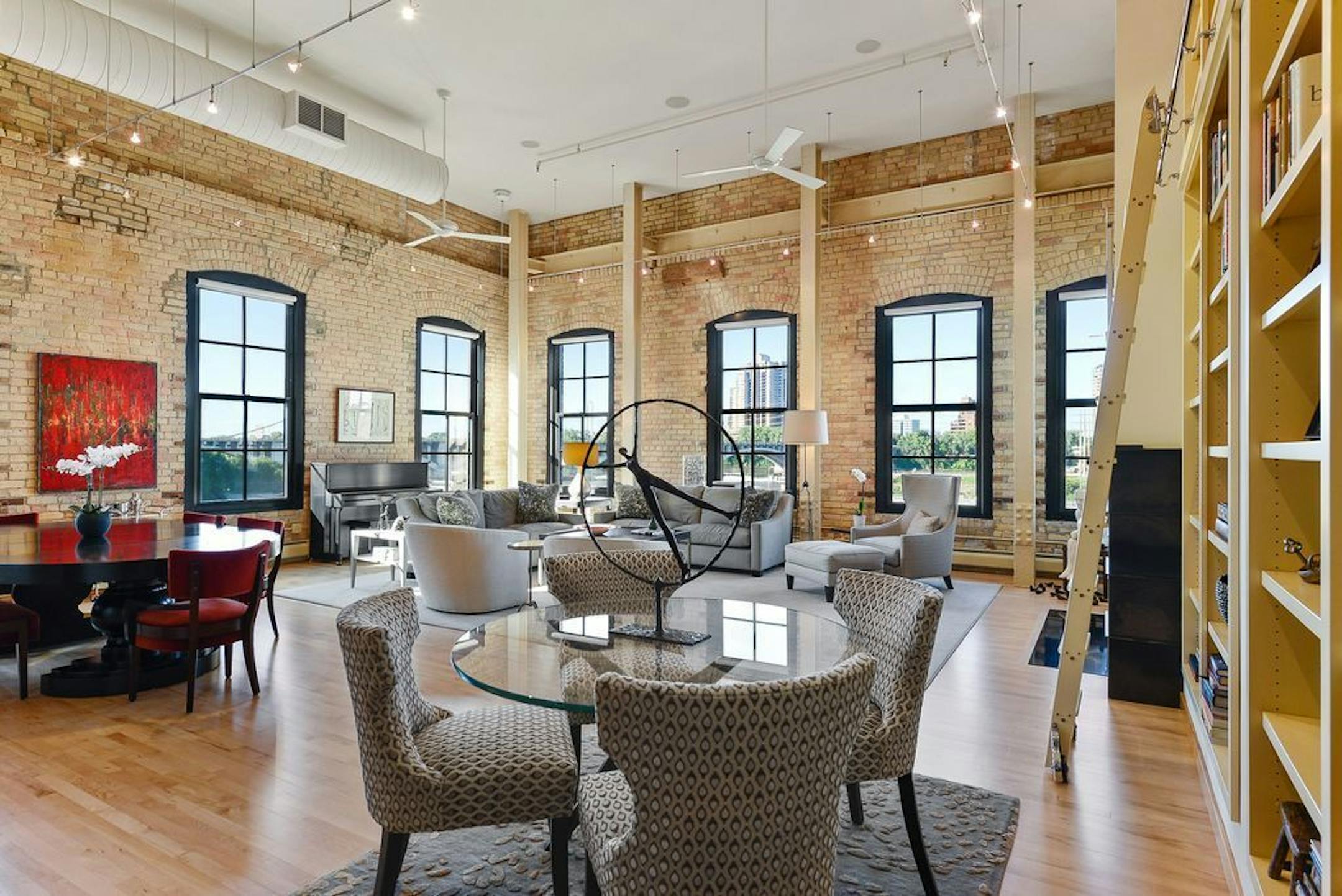 $3.2M loft in downtown Minneapolis boasts rooftop deck and views of the ...