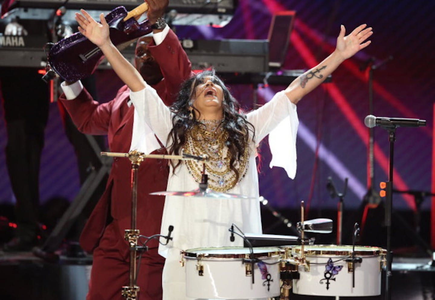 An emotional Sheila E. says her tribute show will honor Prince's 'quiet ...