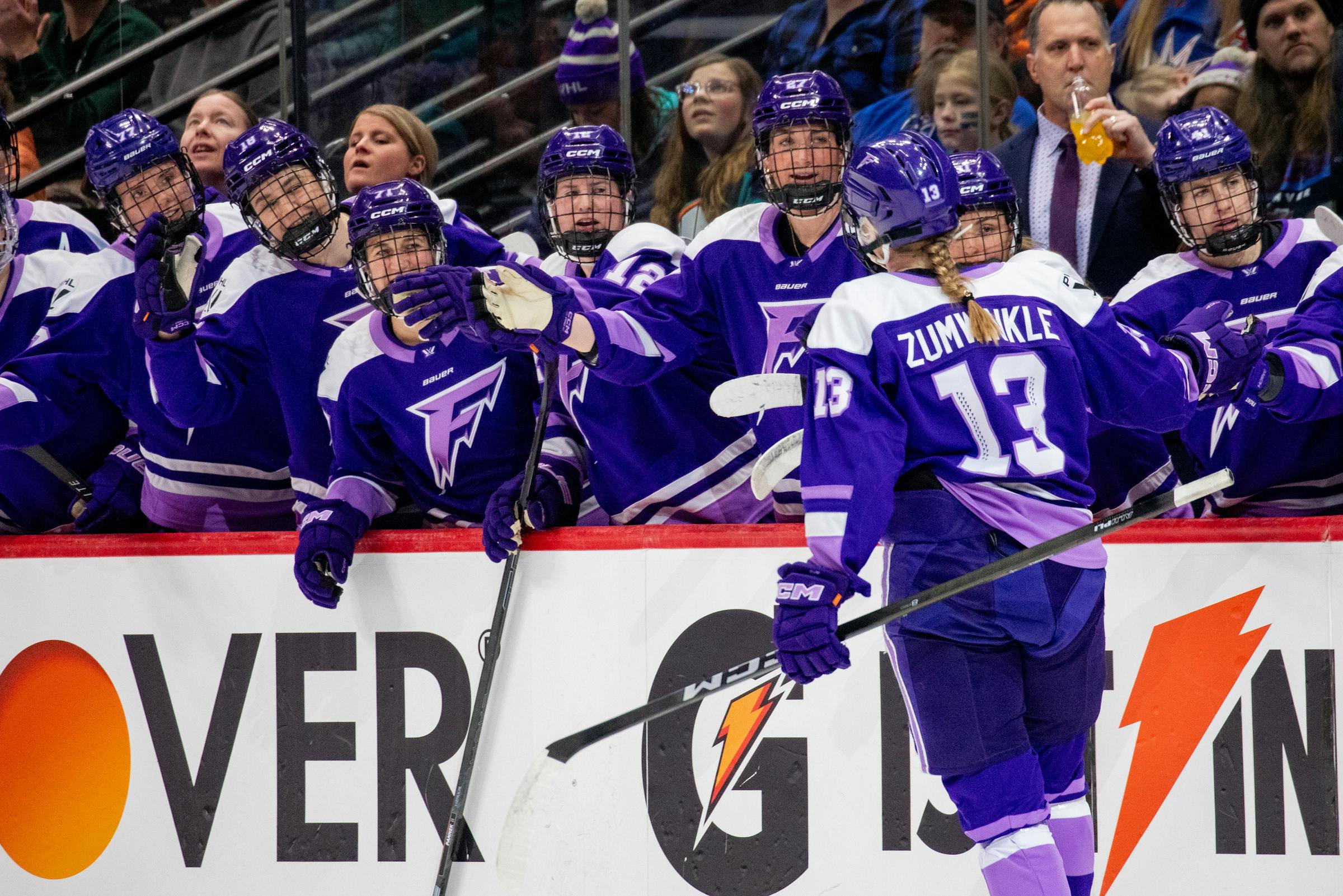 Grace Zumwinkle scores twice as Frost beat Sirens 4-3 in Denver