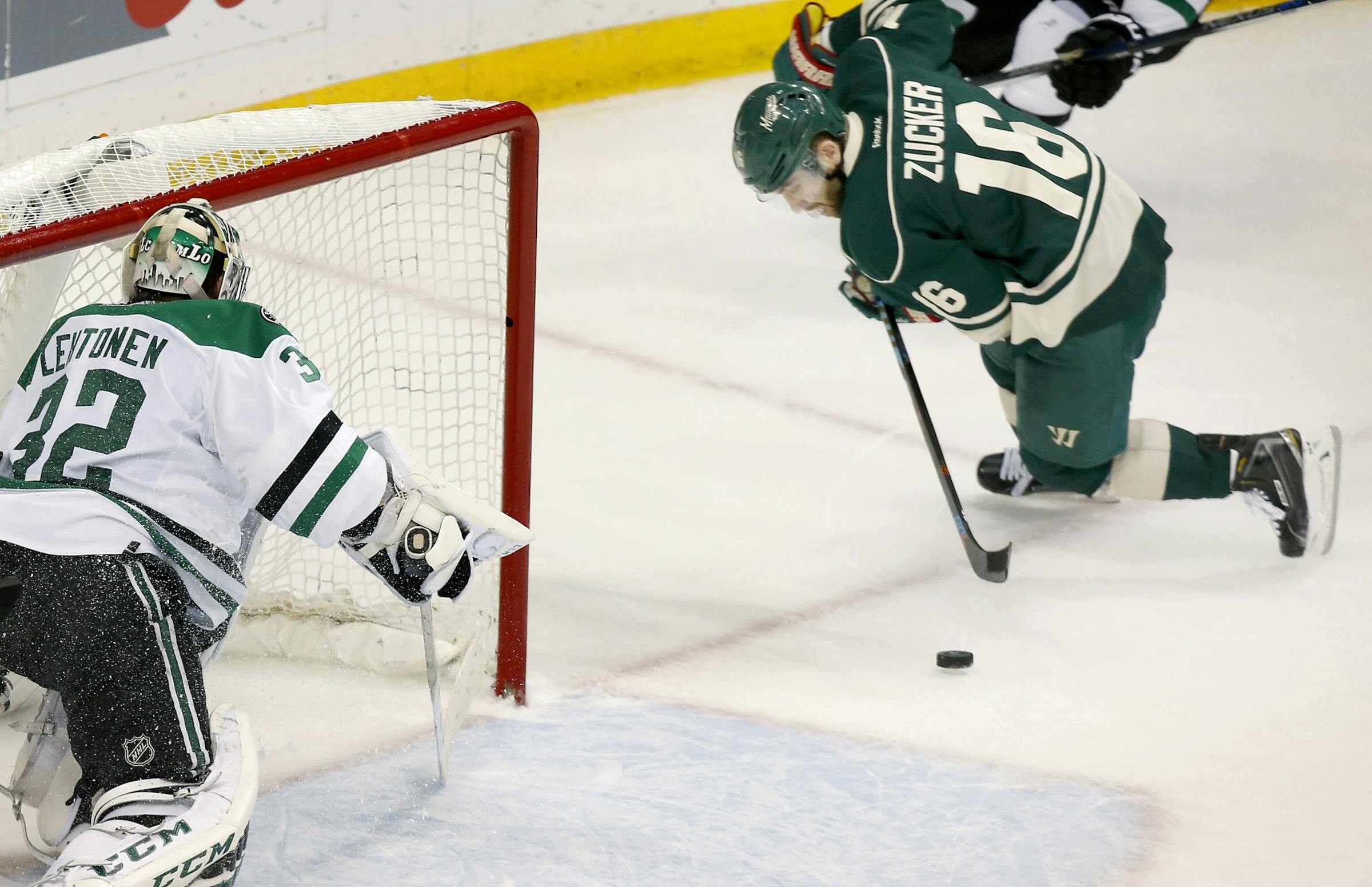 Jason Zucker signed to two-year contract by Wild