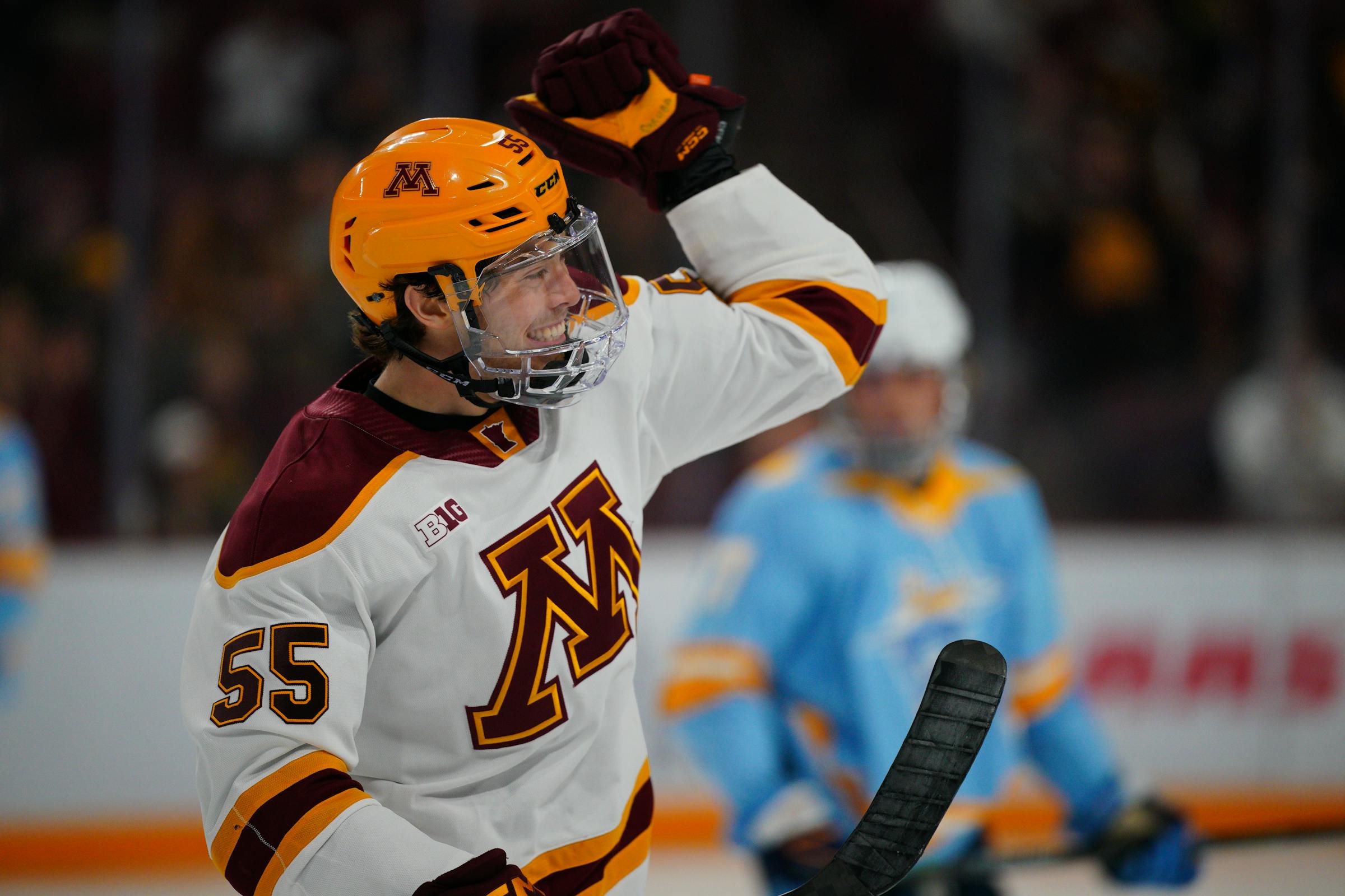 Gophers roundup: Men’s hockey bounces back with 6-3 victory over Long ...