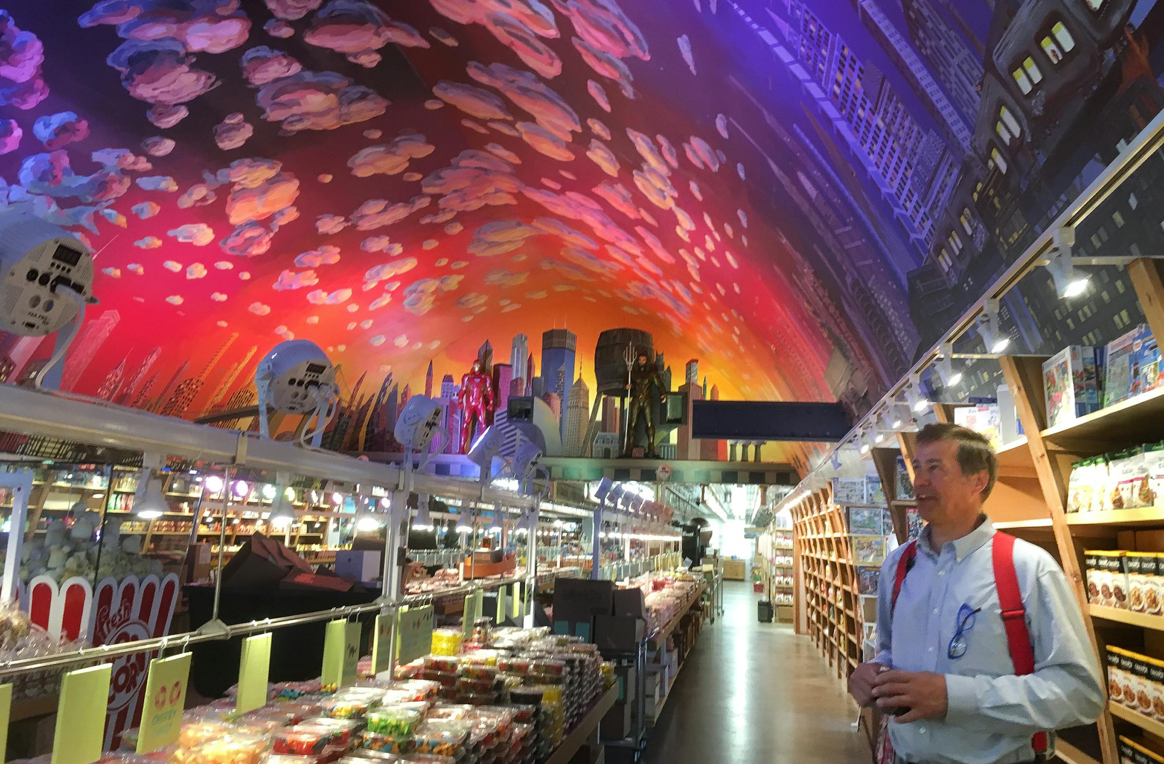 Minnesota's Largest Candy Store sends up the bat signal for customers