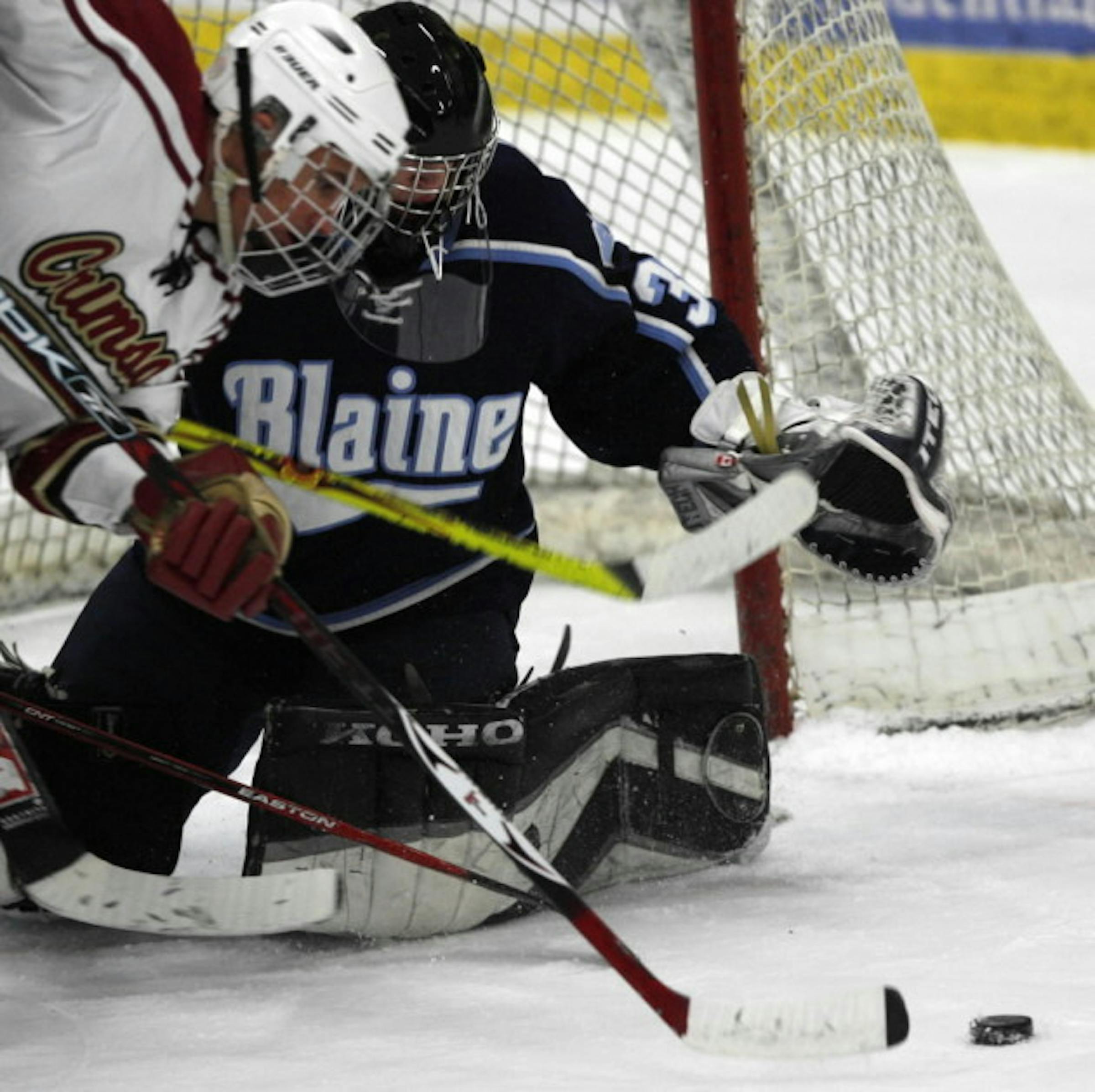 Twitter: Goalie recalls when Roseau 'lit me up like a Christmas tree'