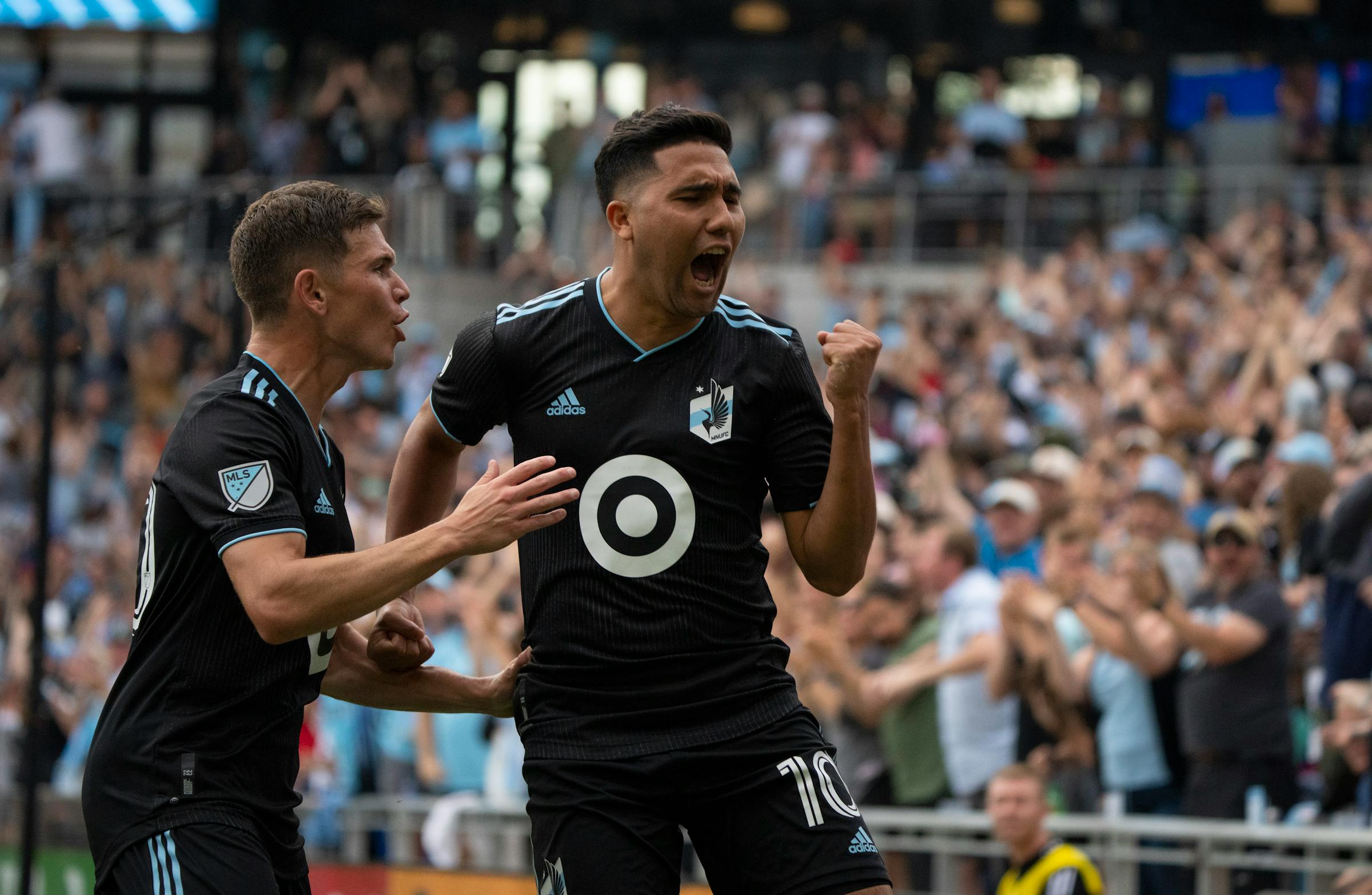 Loons coach Adrian Heath sees no end in sight to Emanuel Reynoso absence