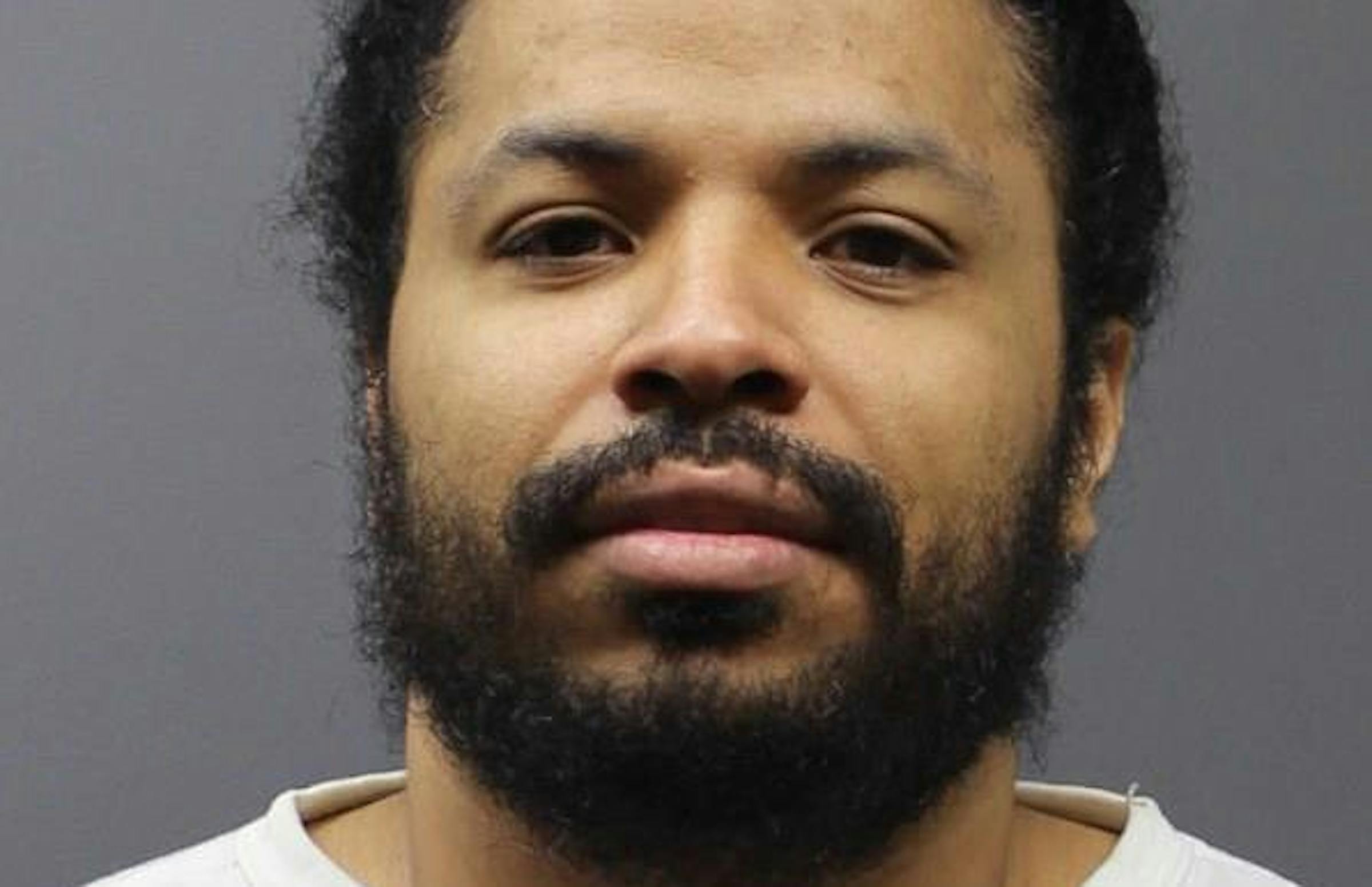 Authorities seeking convicted sex offender