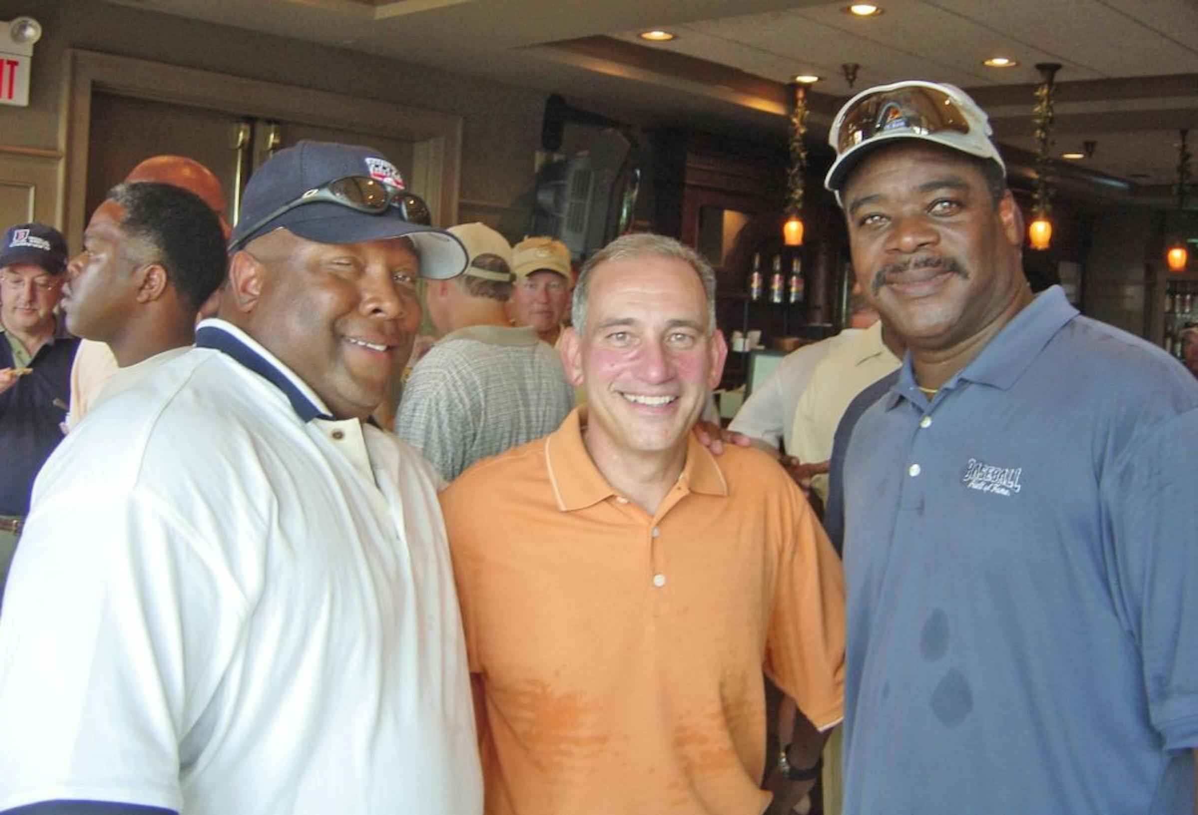 Fan remembers Kirby Puckett for a baseball and bearhugs