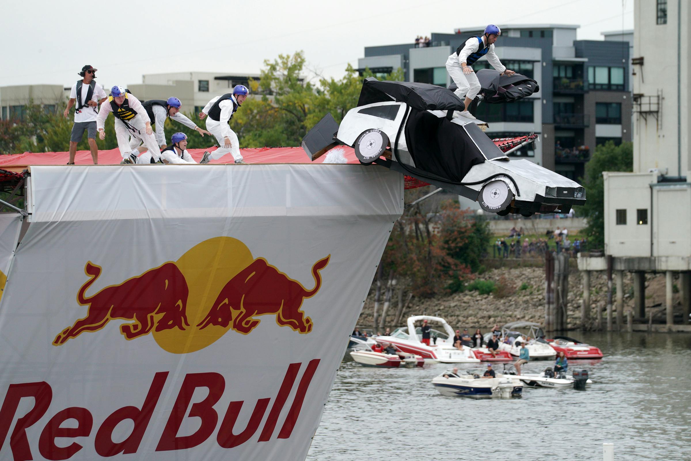 Red Bull Flugtag returning to Minneapolis in September