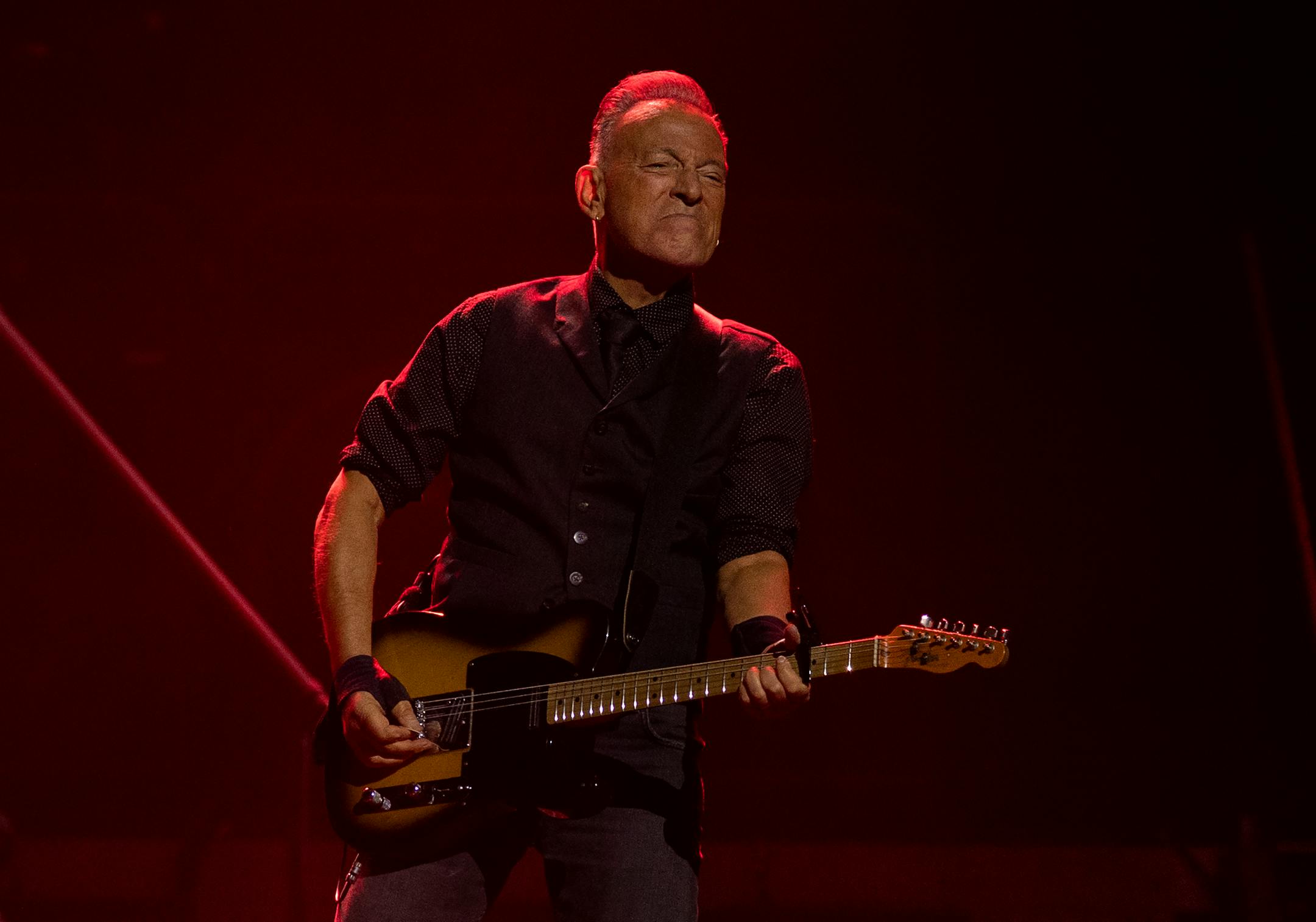 Bruce Springsteen roars for democracy in powerful Minneapolis concert