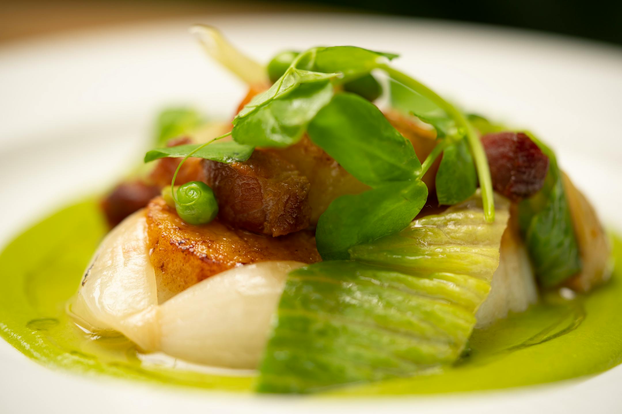 Review: Blondette in downtown Minneapolis is rowdy, fun and wildly ...