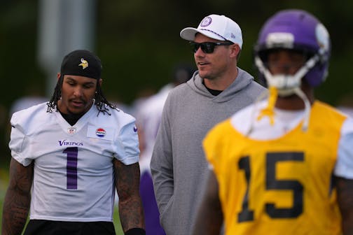 Minnesota Vikings 53-man roster projection: Who's in? Who's out?