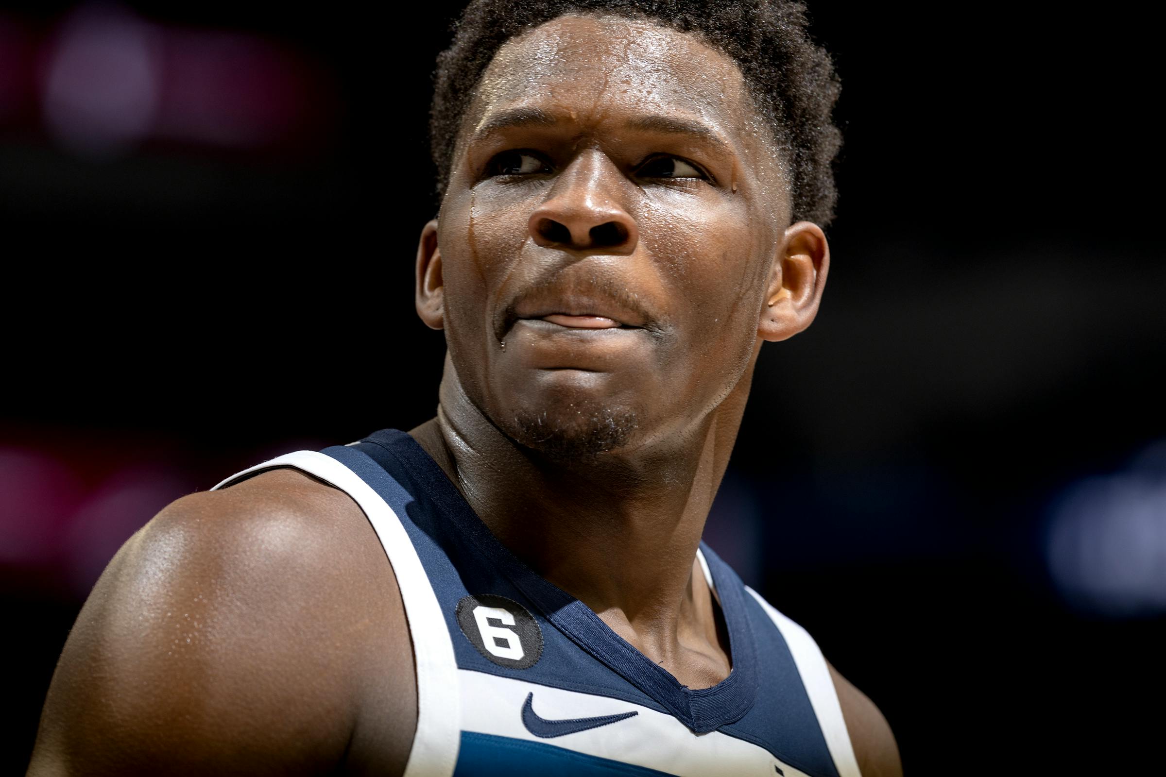 Wolves give Anthony Edwards a contract that could be worth $260 million