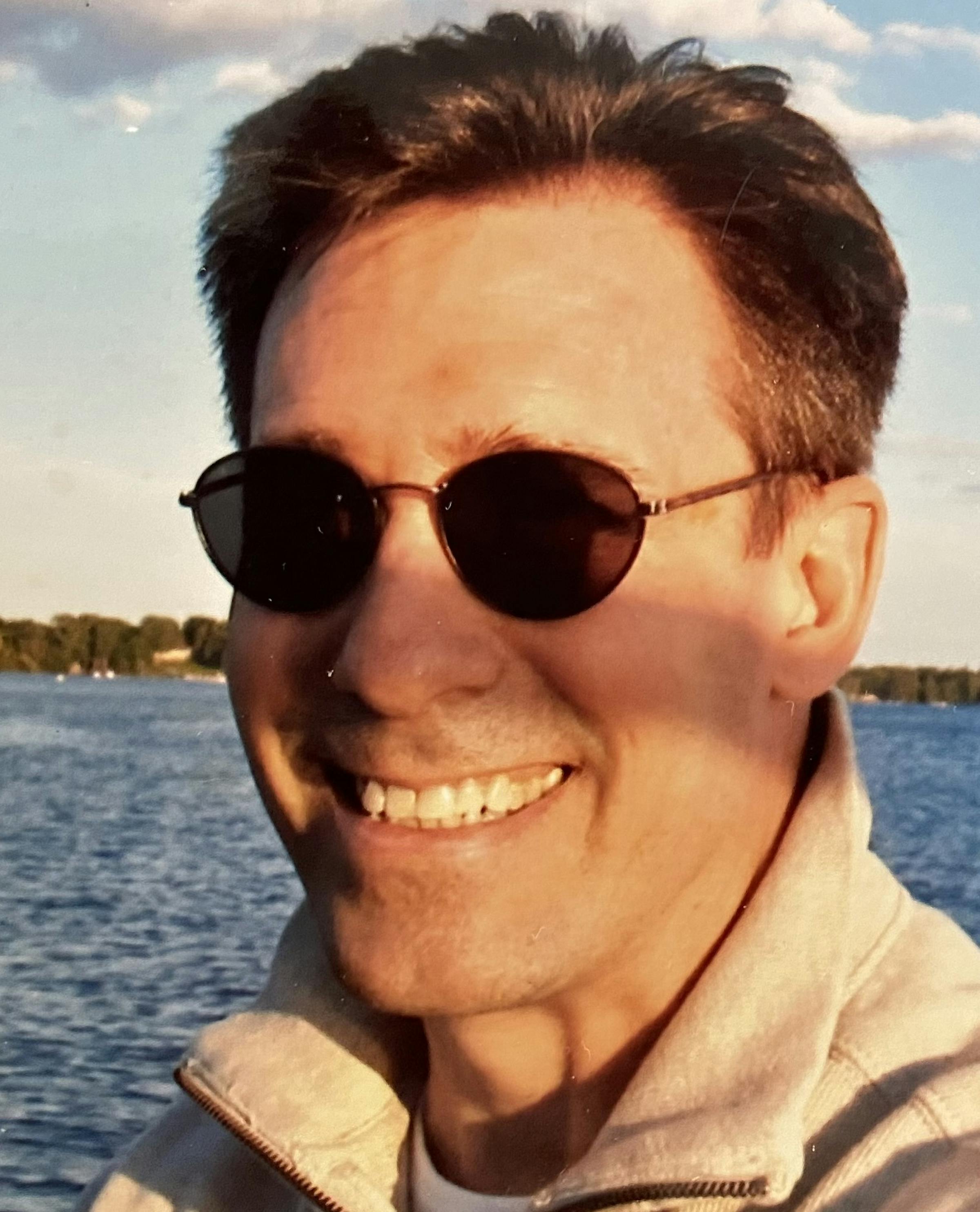 Cartoonist and Lake Minnetonka enthusiast Christopher Foote dies at 62