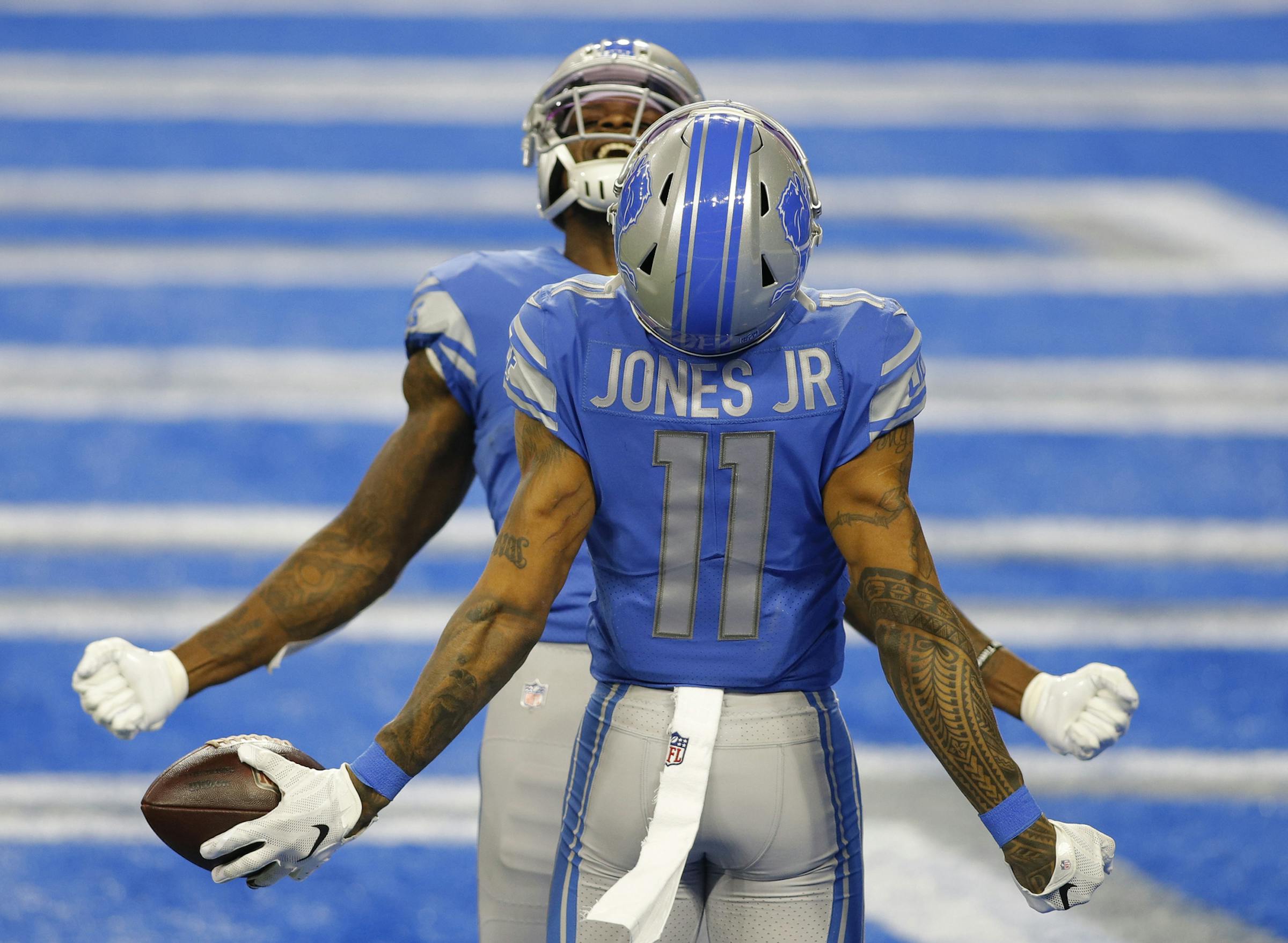 Lions receivers feast on decimated defensive backs