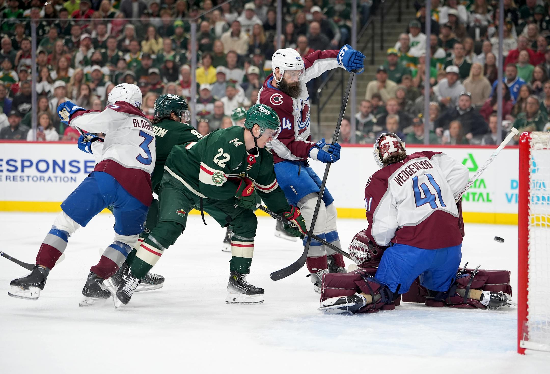 Live from St. Paul: Minnesota Wild beat Colorado Avalanche in Game 3