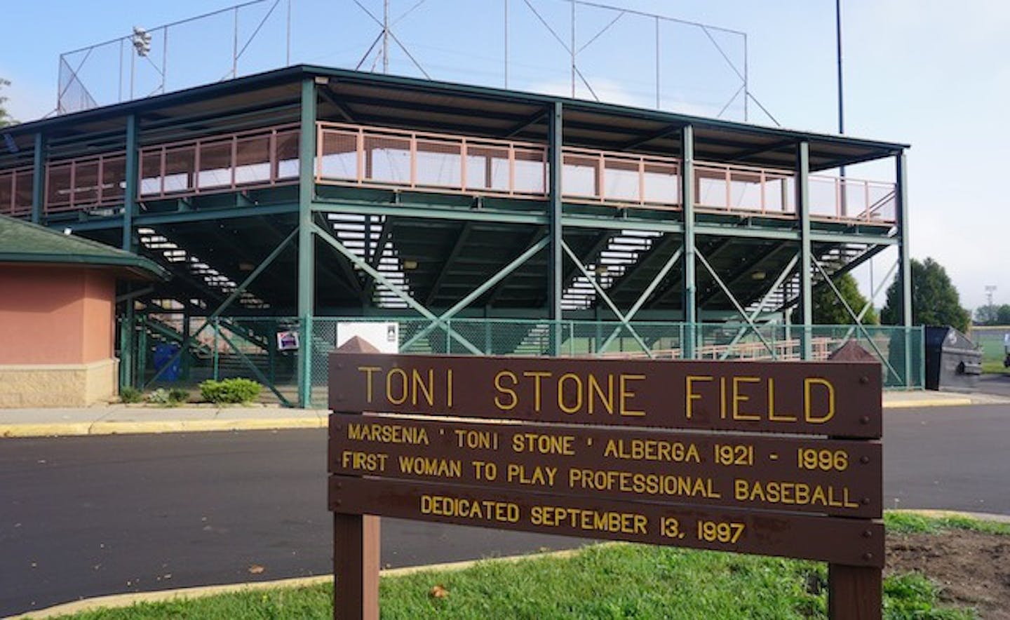 New play honors Toni Stone, Rondo's trailblazing baseball great