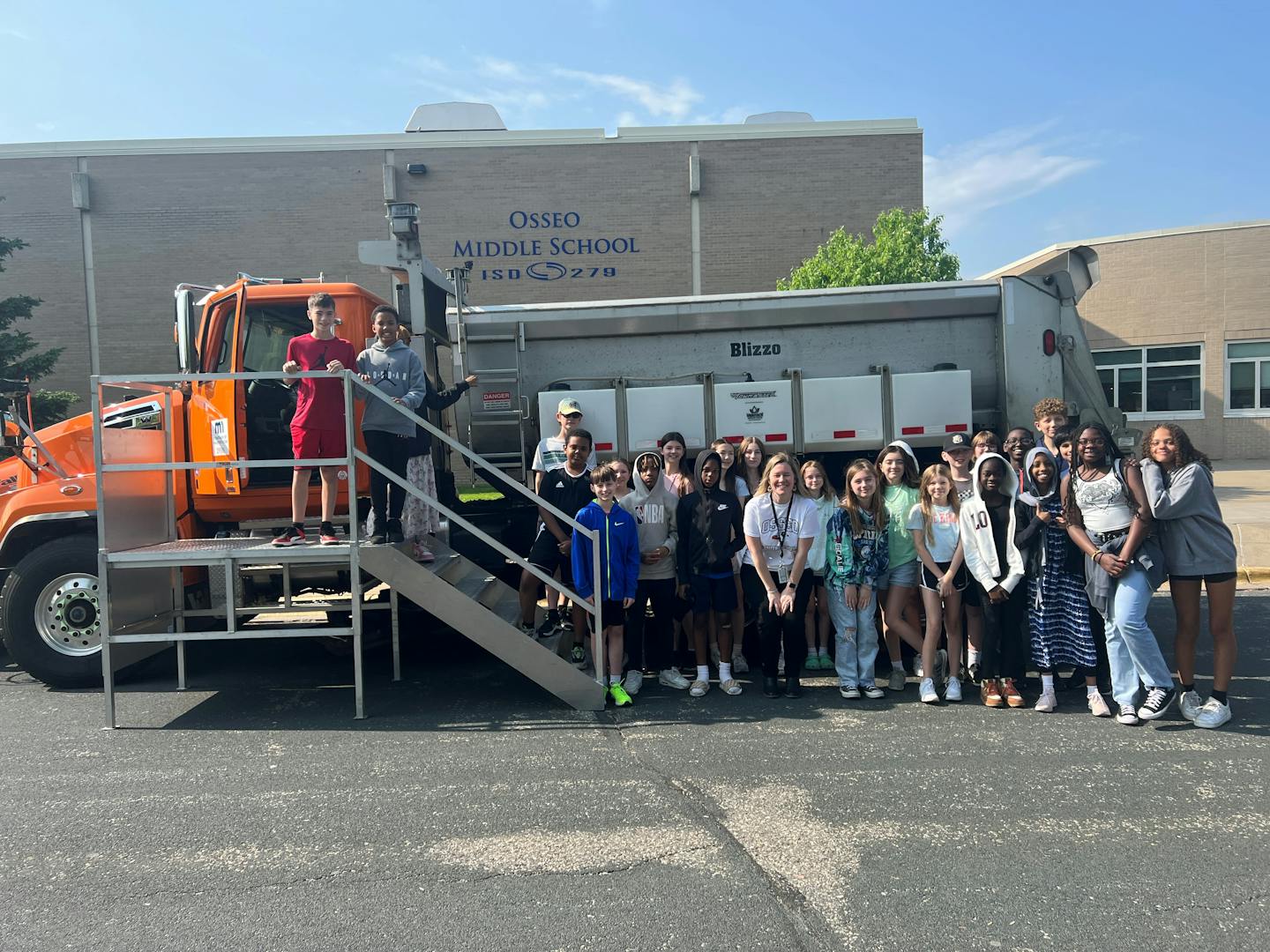 Osseo students meet 'Blizzo,' the MnDOT snowplow they helped name