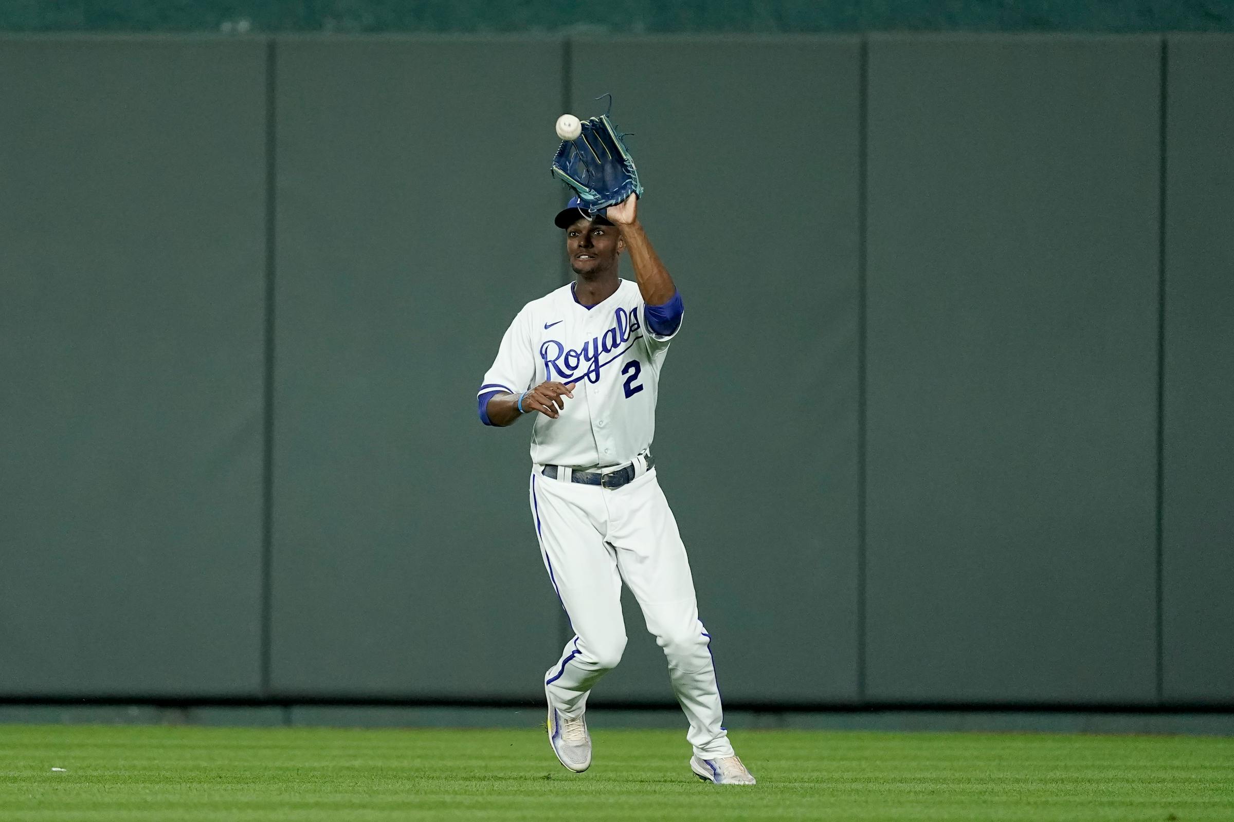 Twins get Gold Glove-winning outfielder Michael A. Taylor to back up ...