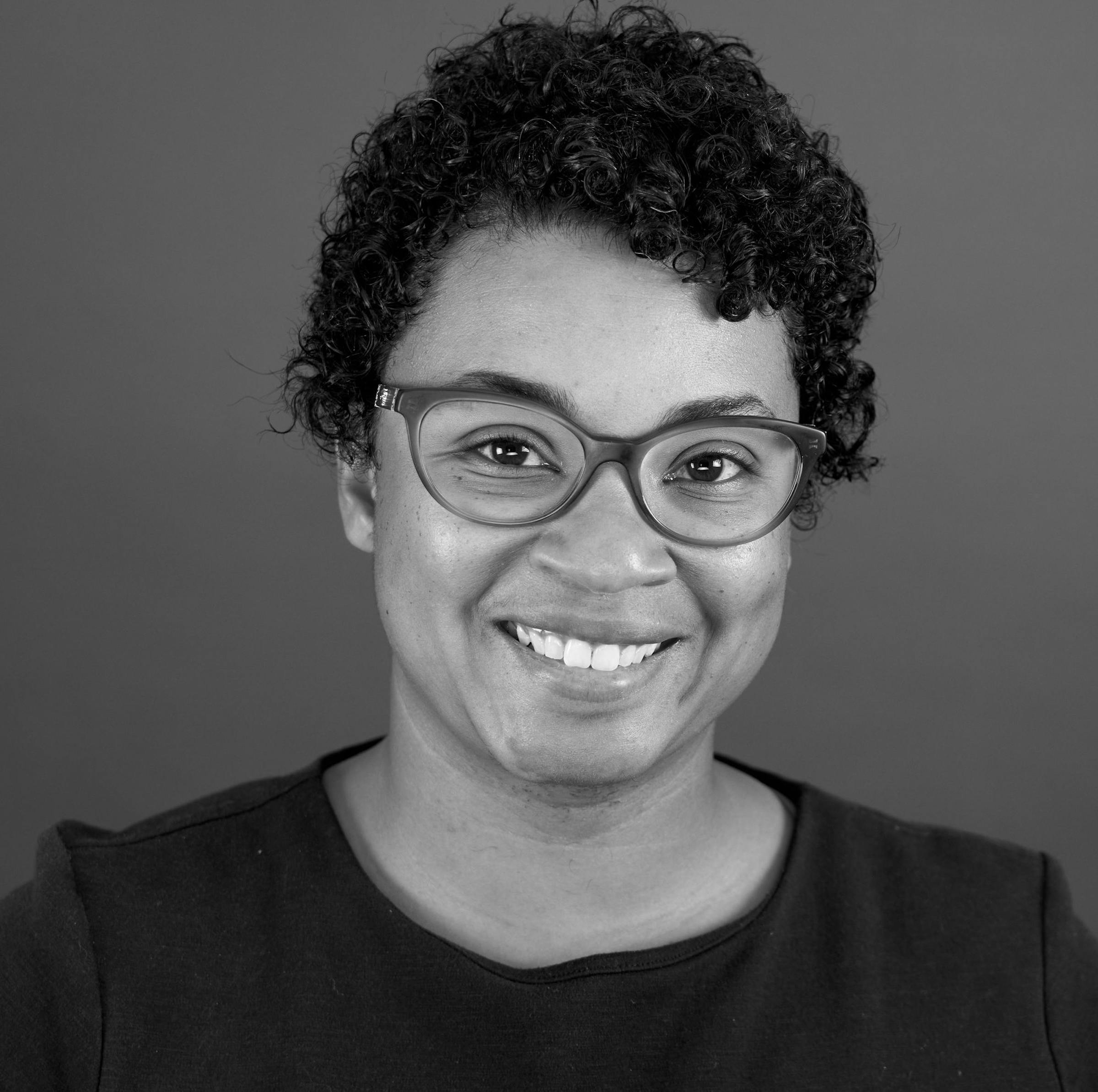 Brooks: Photographer seeks to show young women what real beauty is