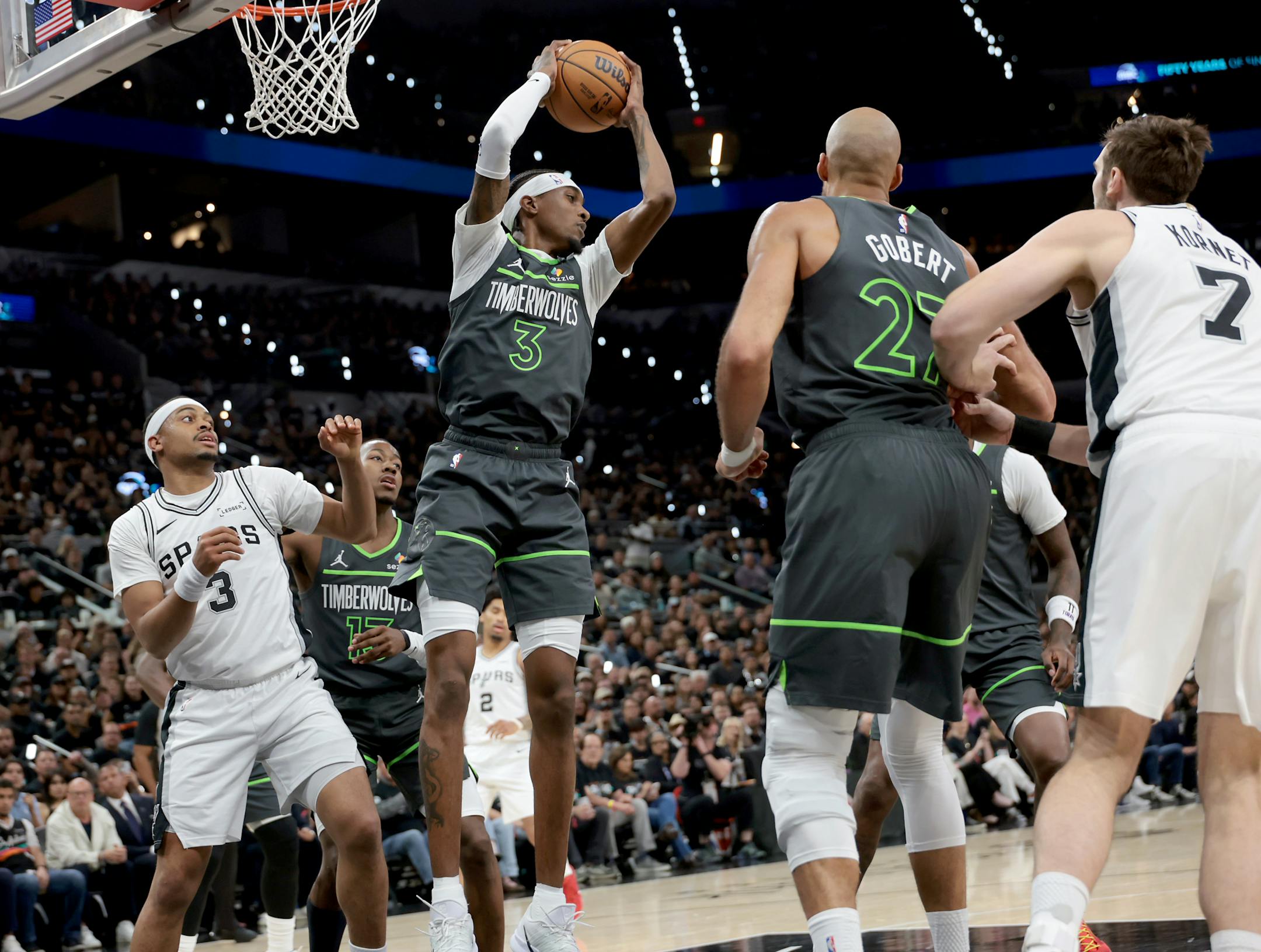 Live: Timberwolves drubbed by San Antonio in Game 2 of playoff series