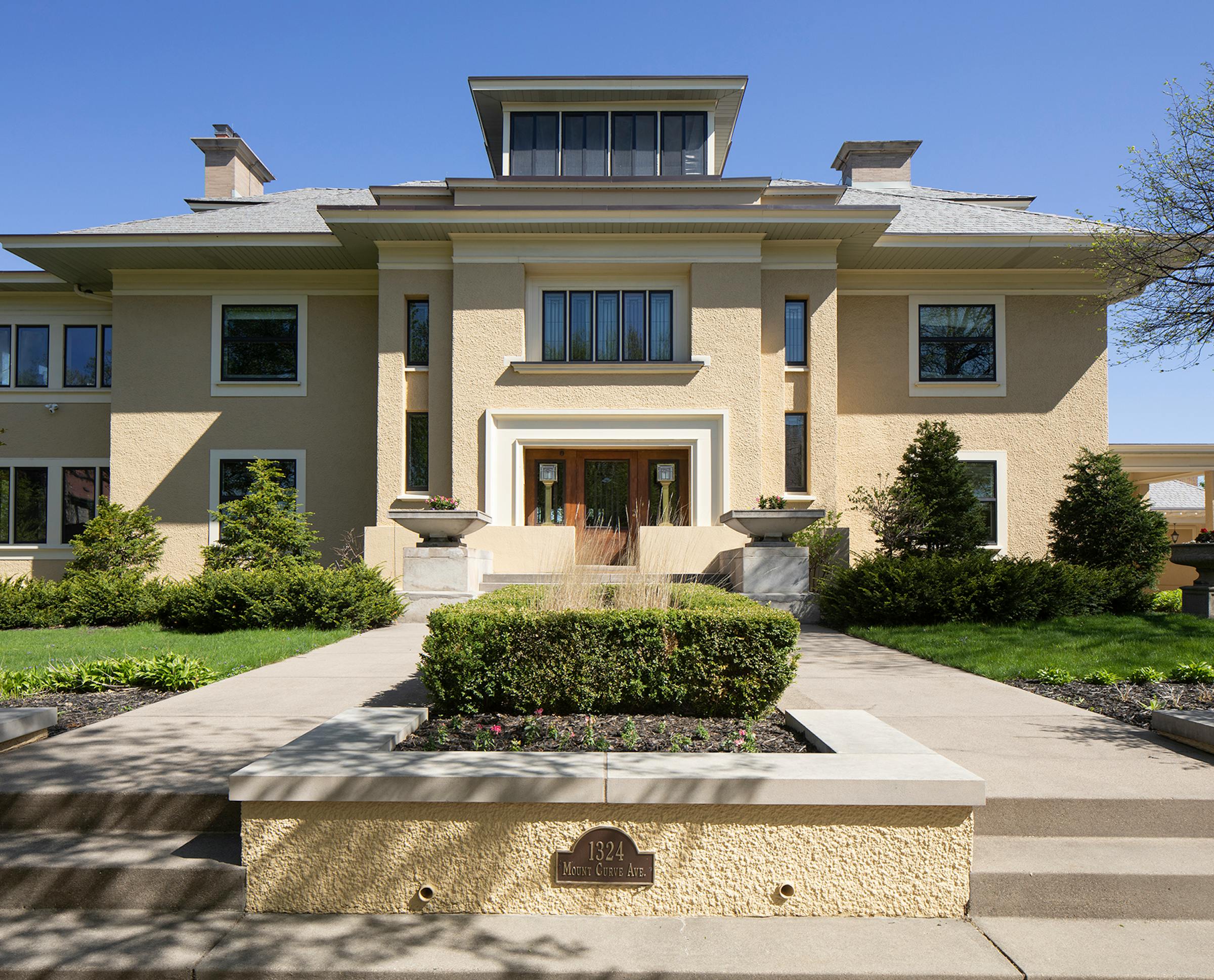 1910 Prairie School home on Mount Curve in Minneapolis lists for $2.85 ...