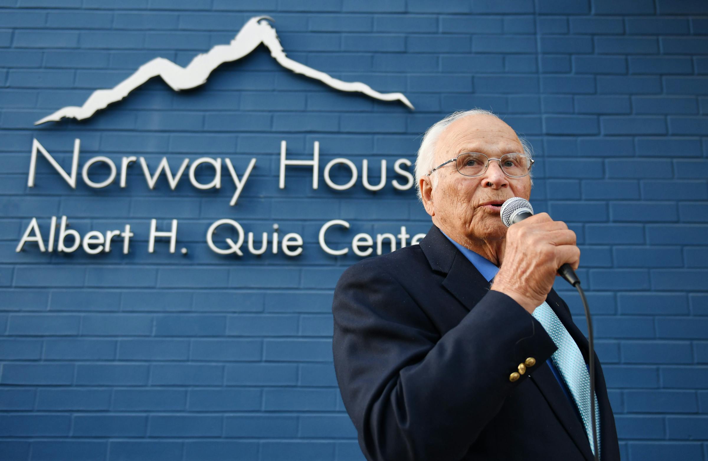 Norway House education center named for former Gov. Al Quie