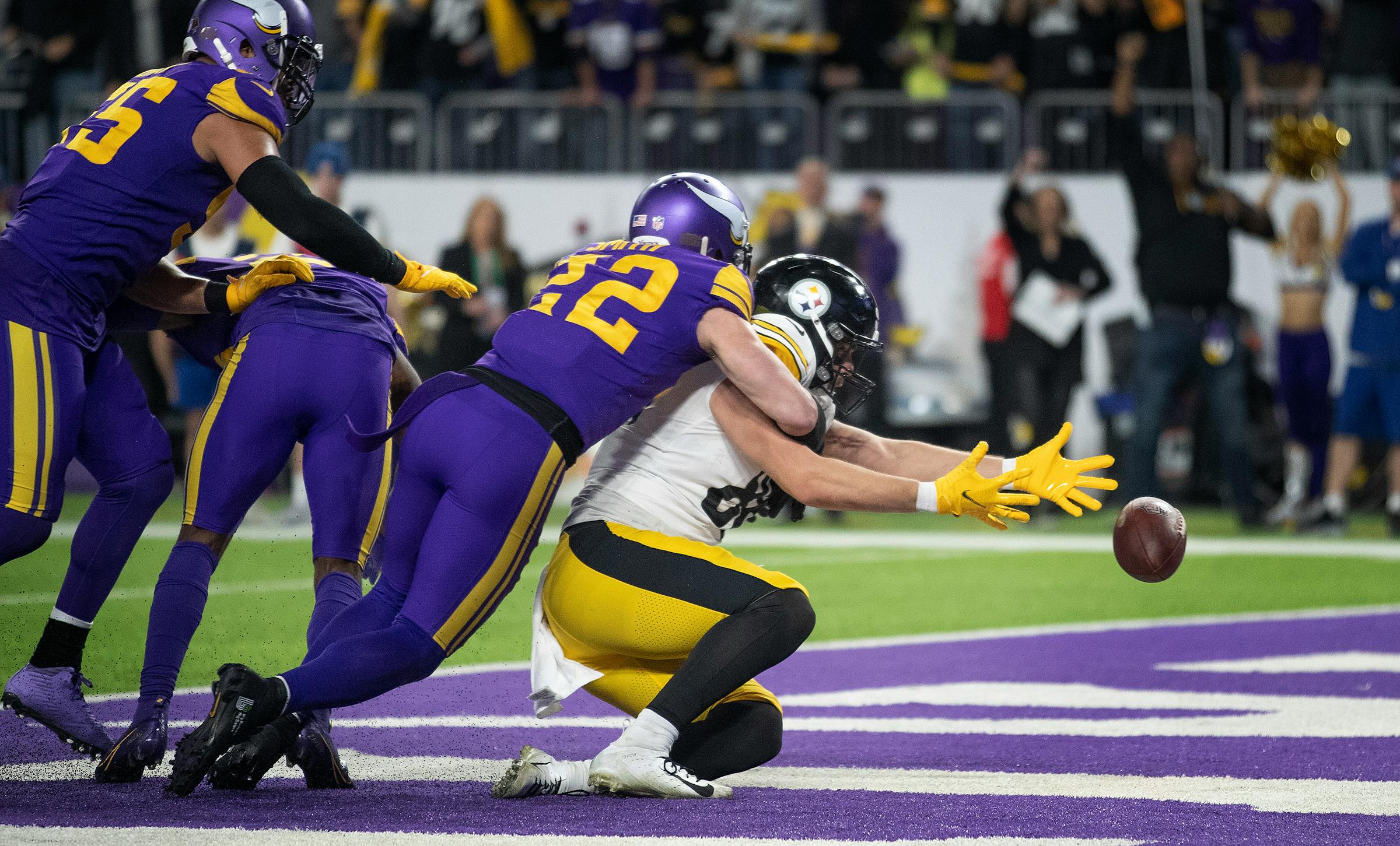 Game balls: Vikings vs. Steelers