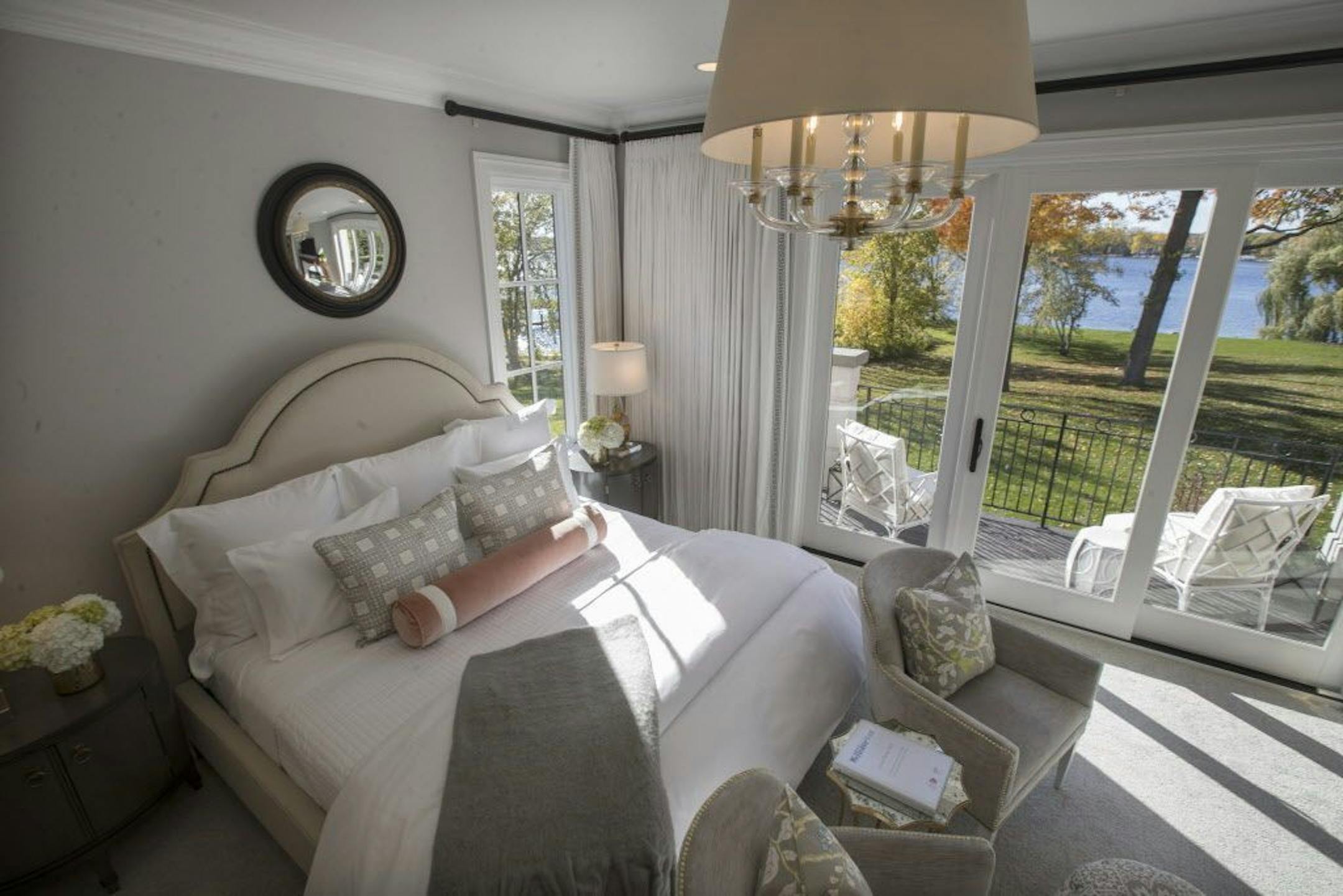 Designer home on Lake Minnetonka showcases super-sized luxury