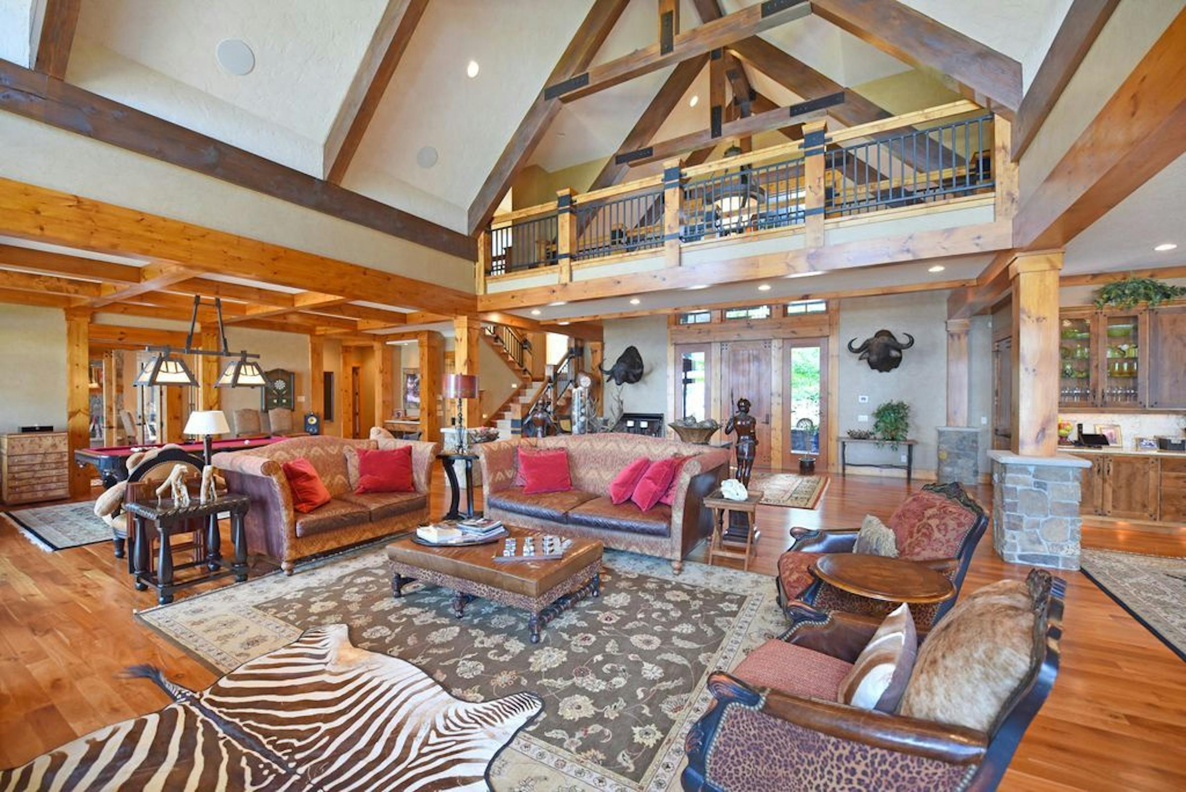 Go inside Denny Hecker's former lakeside mansion retreat, now priced at $4M