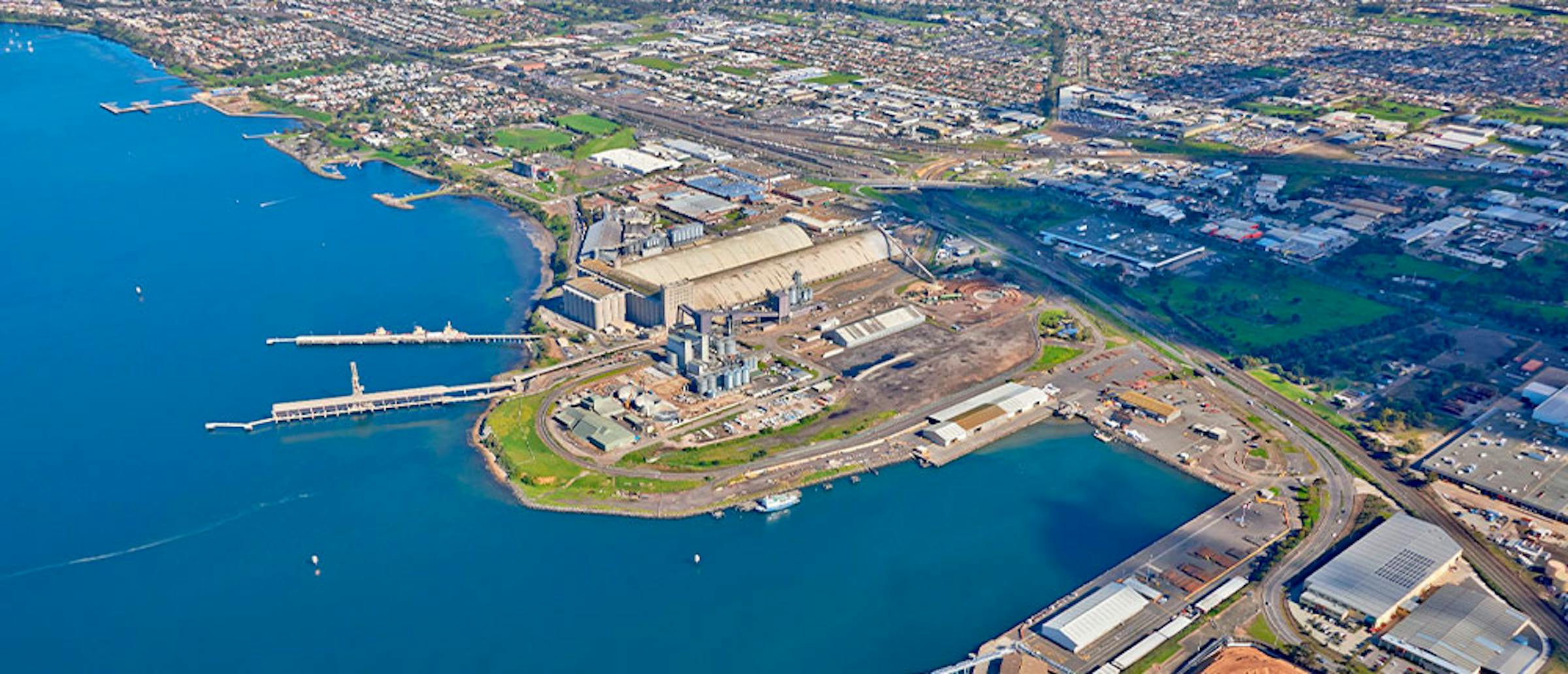 CHS joint venture building large grain terminal in Australia