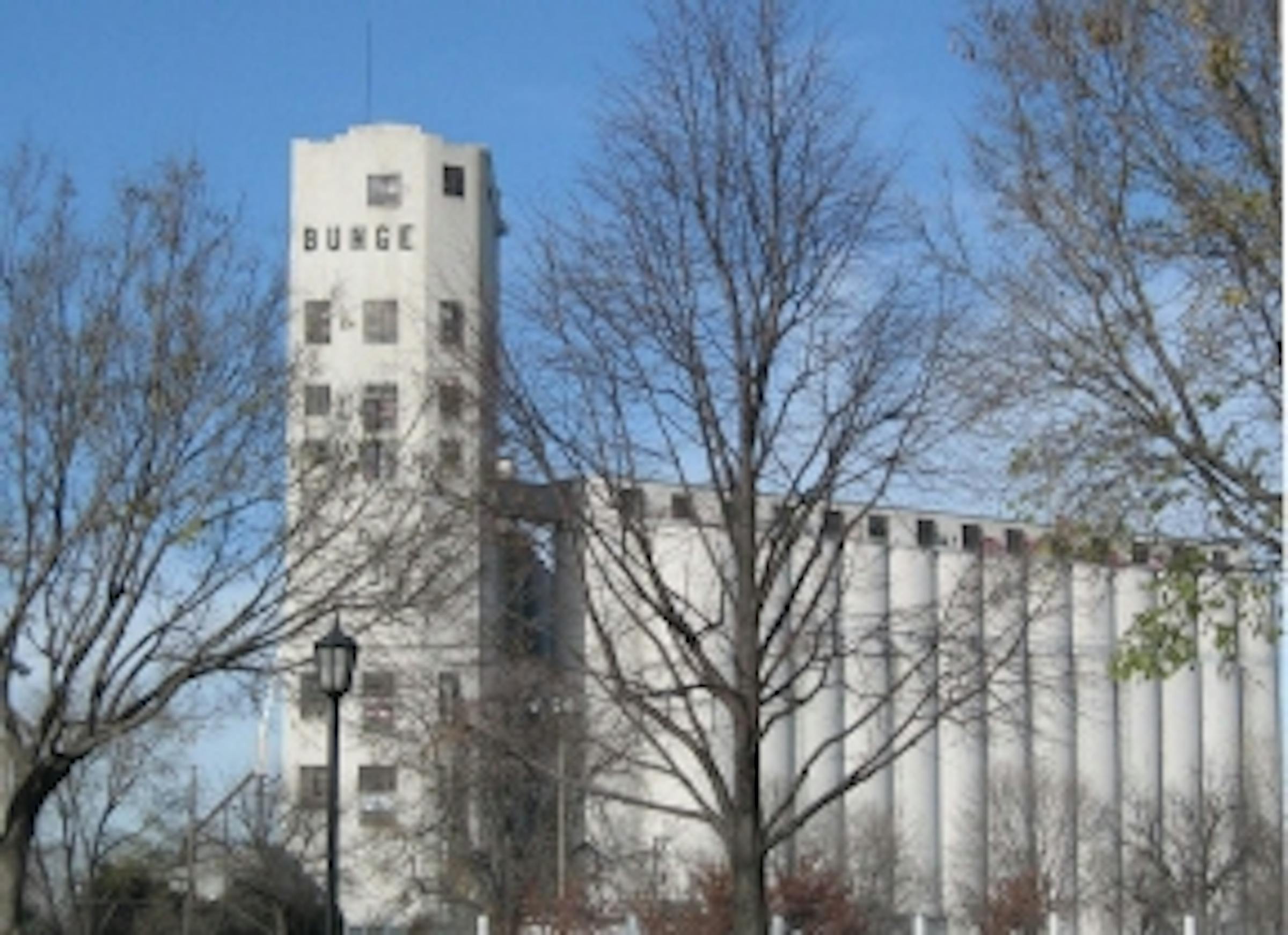 Woman falls to her death in abandoned Bunge grain elevator in Minneapolis