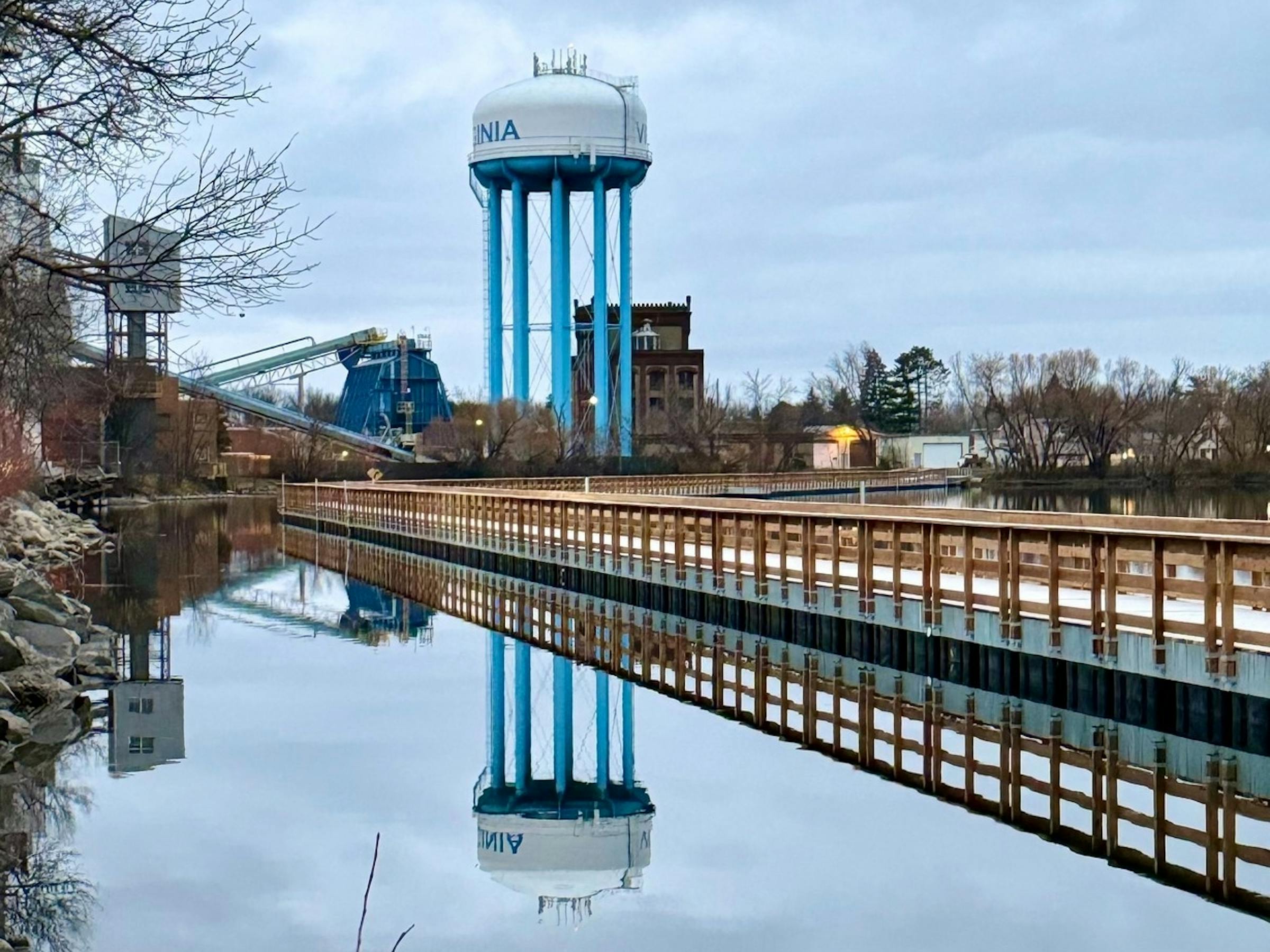 Virginia adds floating bridge to Silver Lake, also known for largest ...