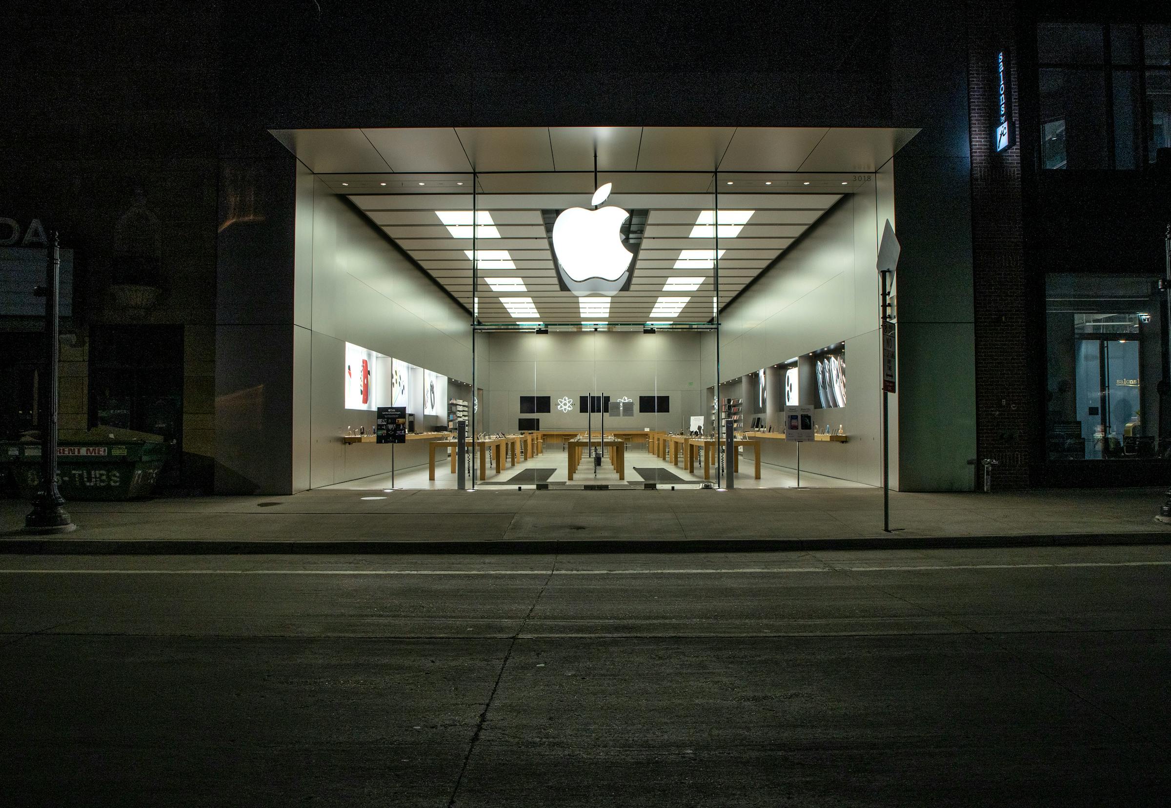 Uptown Apple store in Minneapolis closes permanently