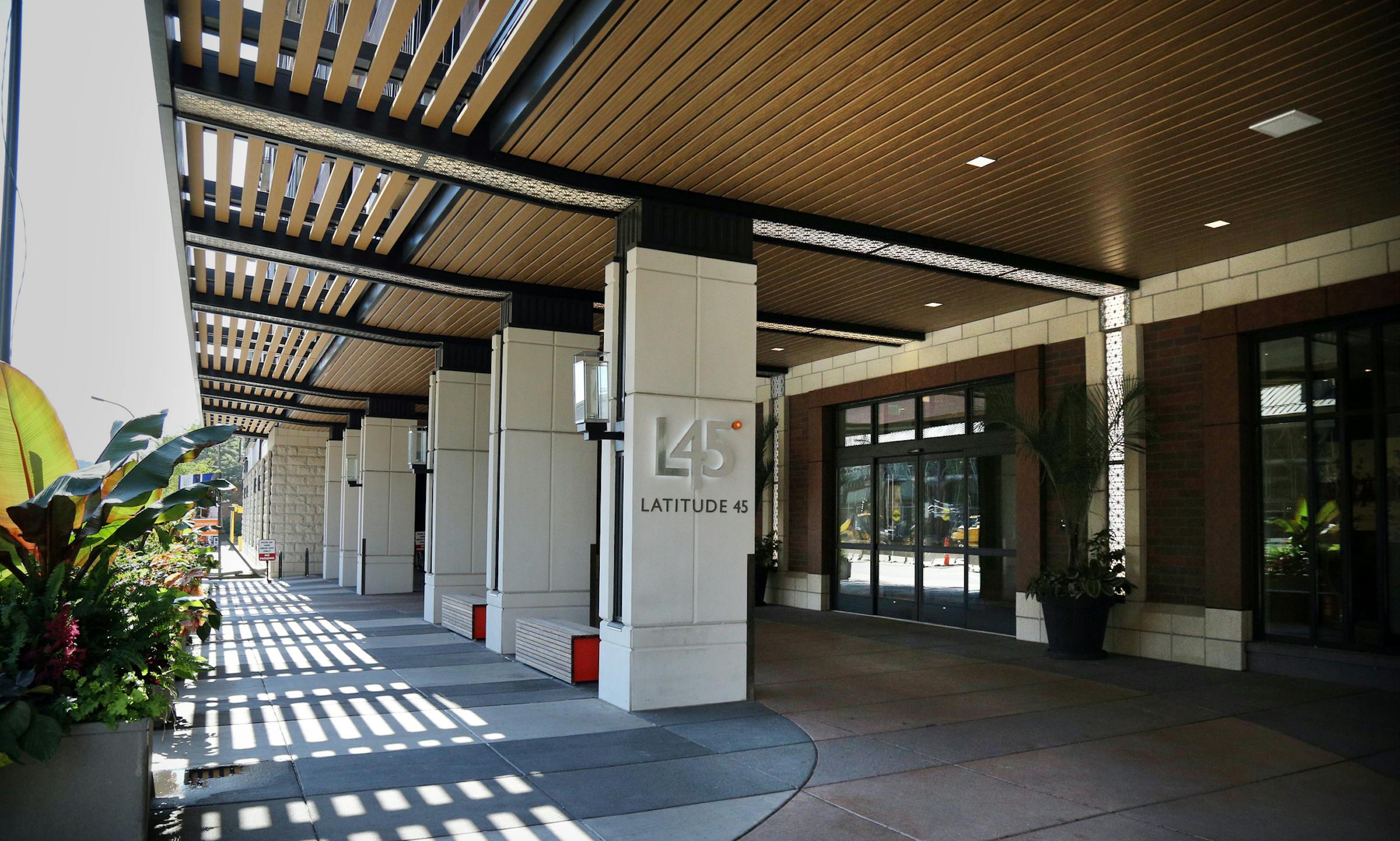 Designers tour Latitude 45 apartments in downtown Minneapolis