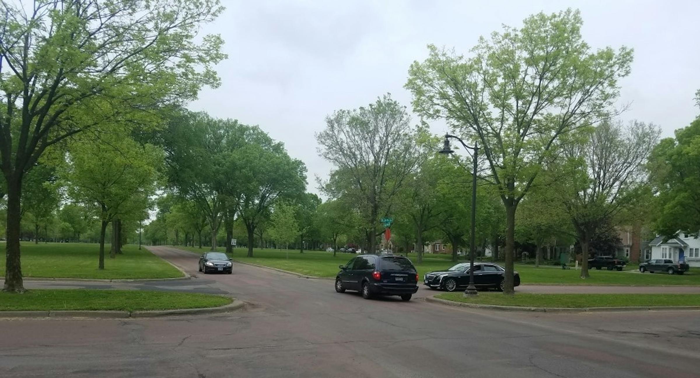 Here's how to make a left turn at an intersection with a median