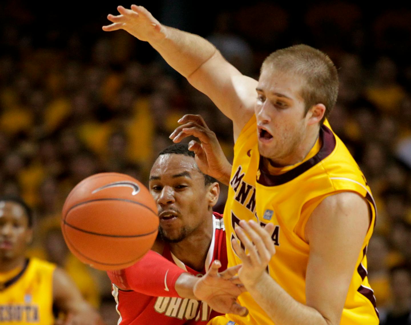 Gophers freshman center Eliason not one to hide his emotions