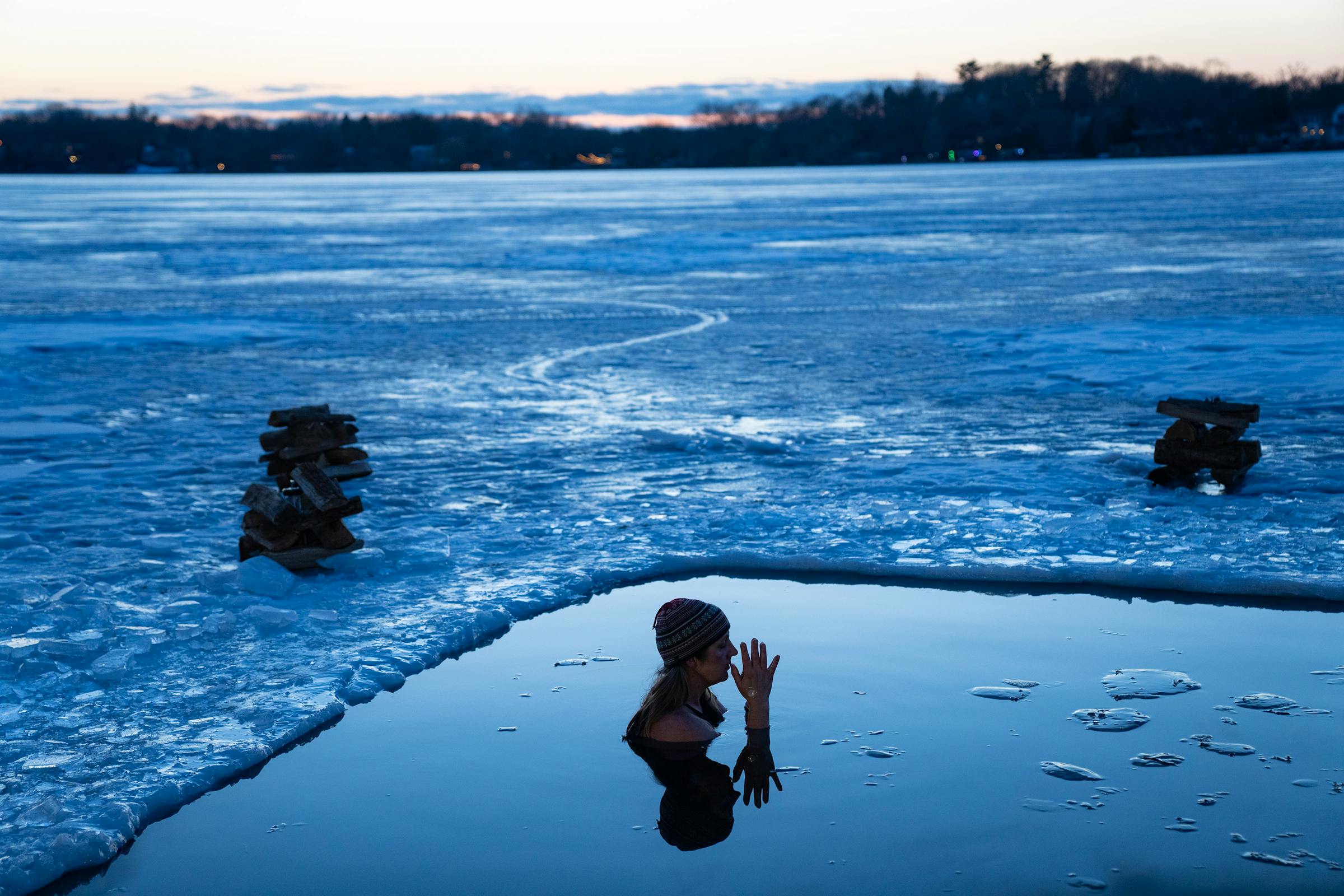 Where to sauna and cold plunge in a lake in Minnesota