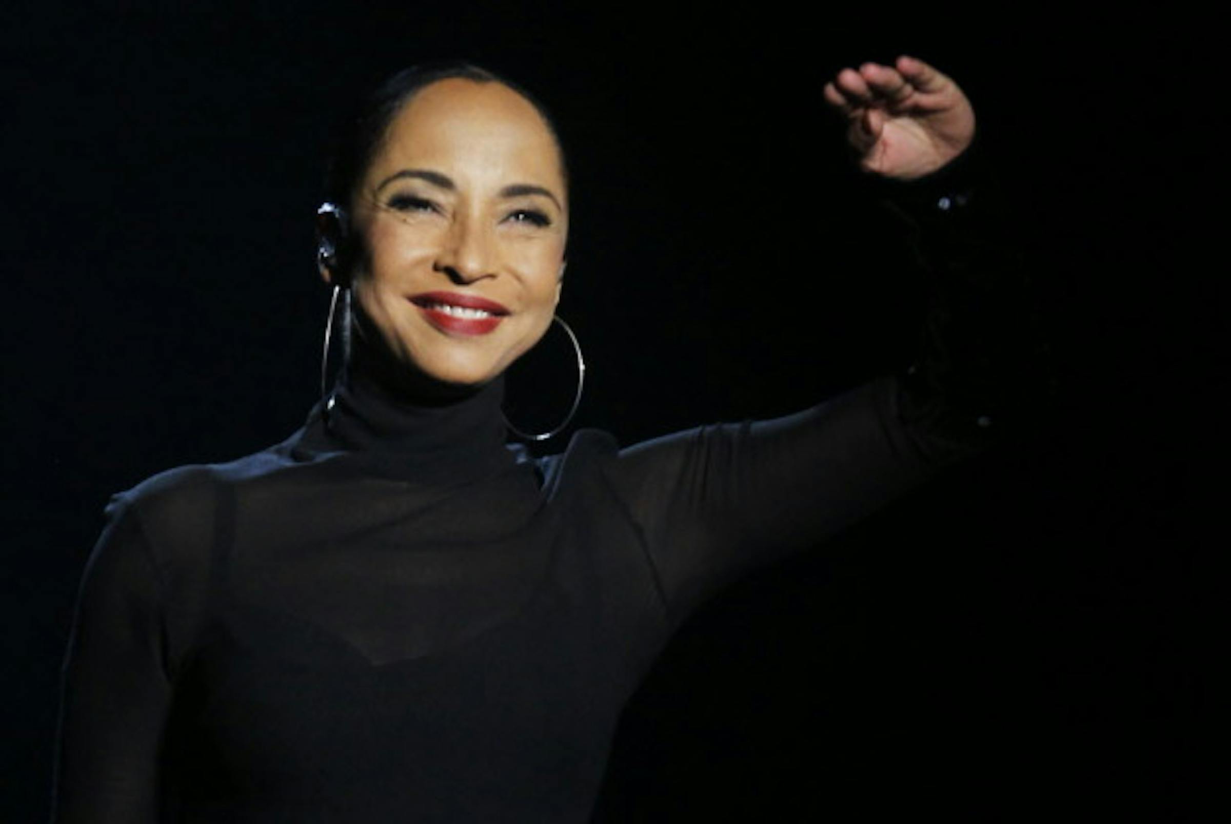 Sade's concert got better as the sound and visuals improved
