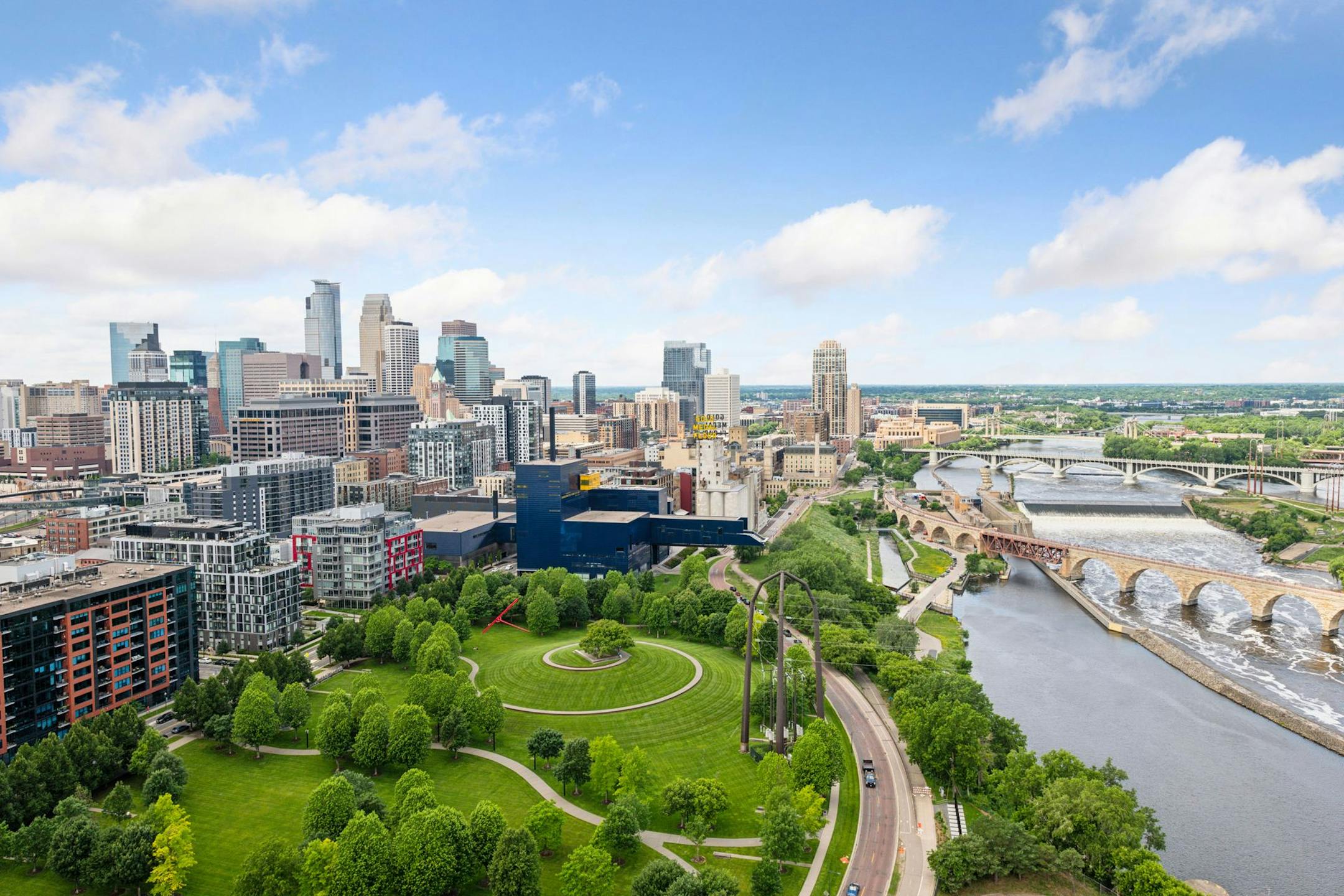 $3.7M downtown Minneapolis condo offers luxe amenities, riverfront views