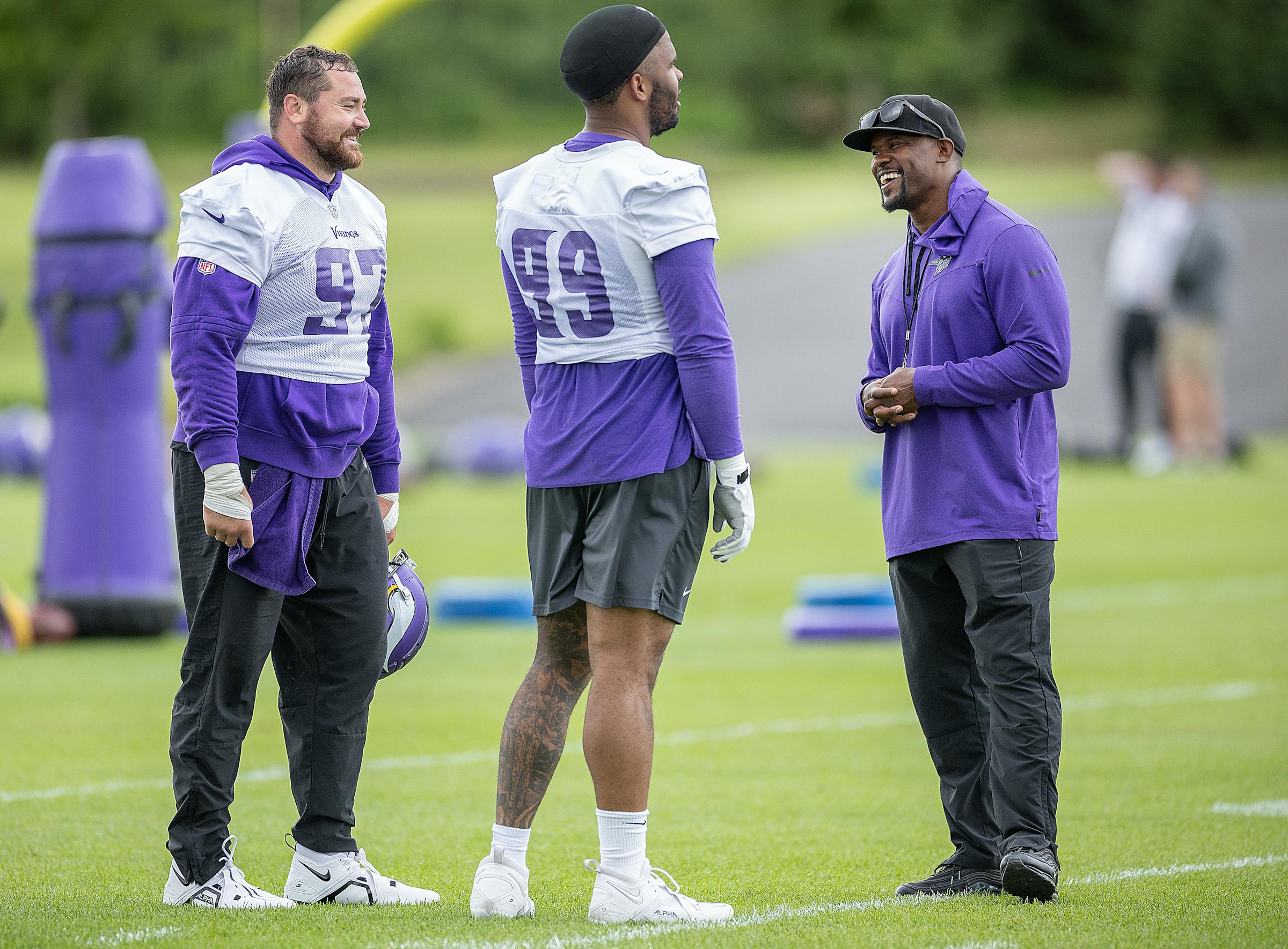 Vikings defensive coordinator Brian Flores says he's stung by criticism from Dolphins QB Tua ...