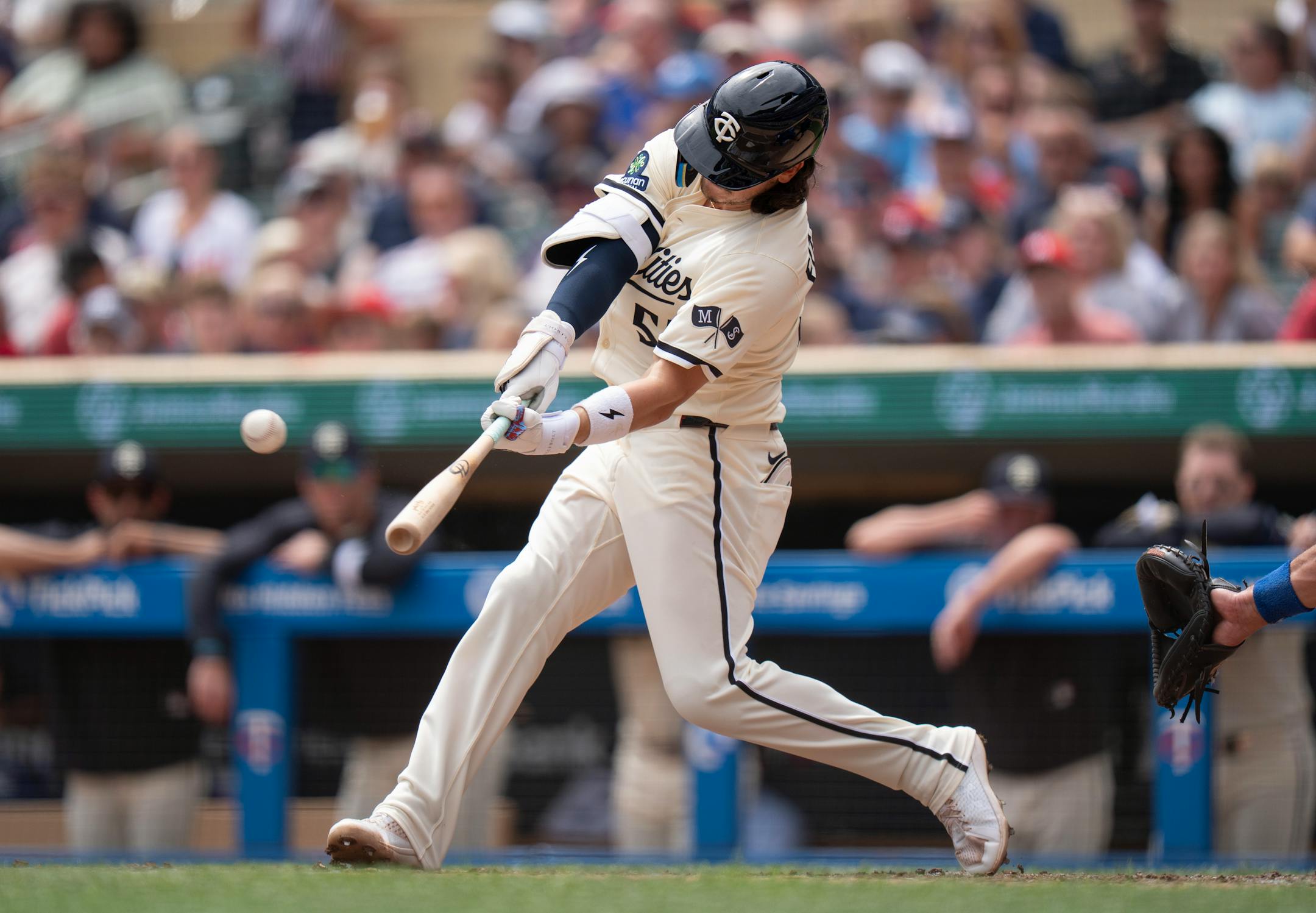 Luke Keaschall’s walk-off homer give Twins victory over Royals in 11 ...