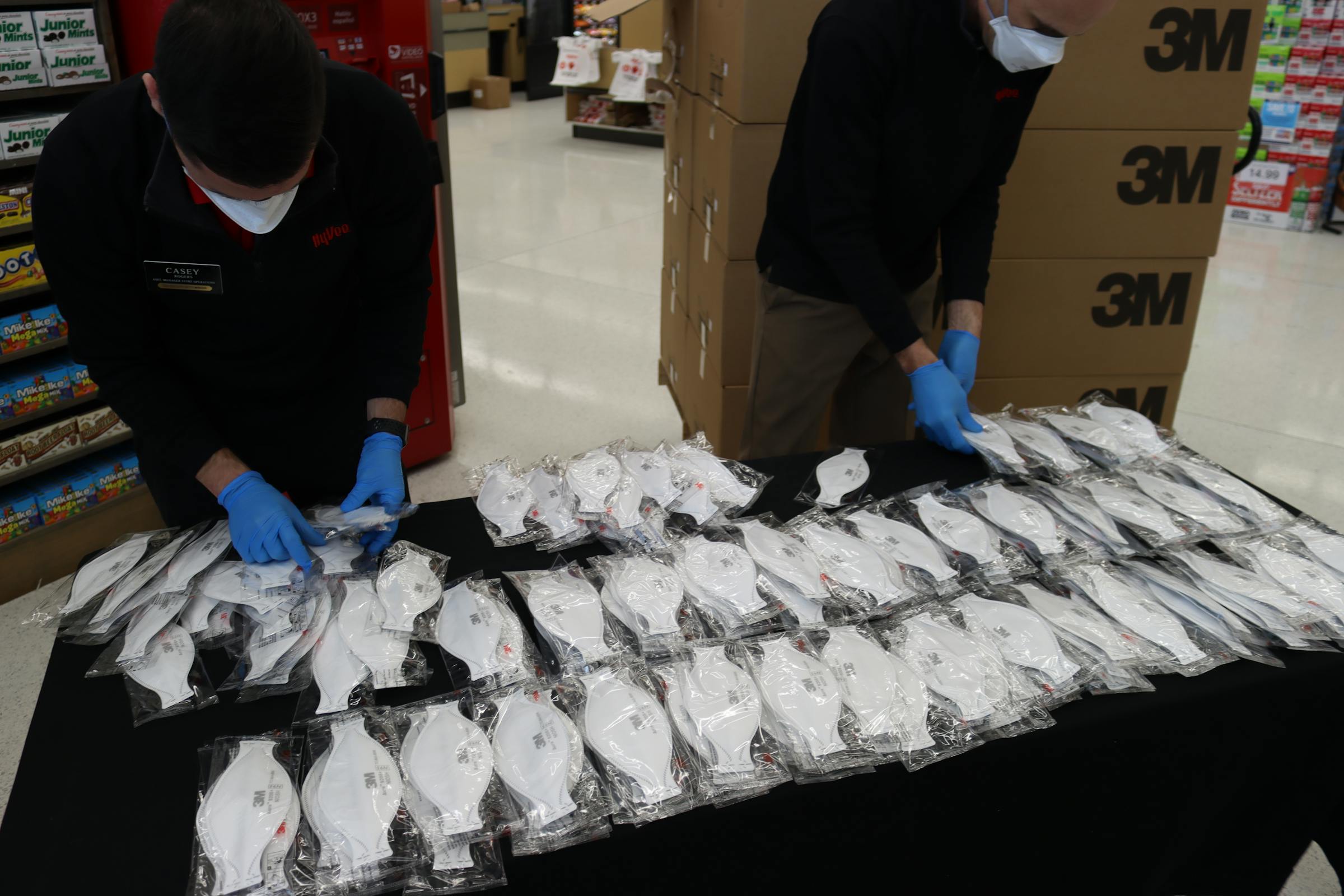 Free N95 masks from the U.S. government trickling in across Minnesota