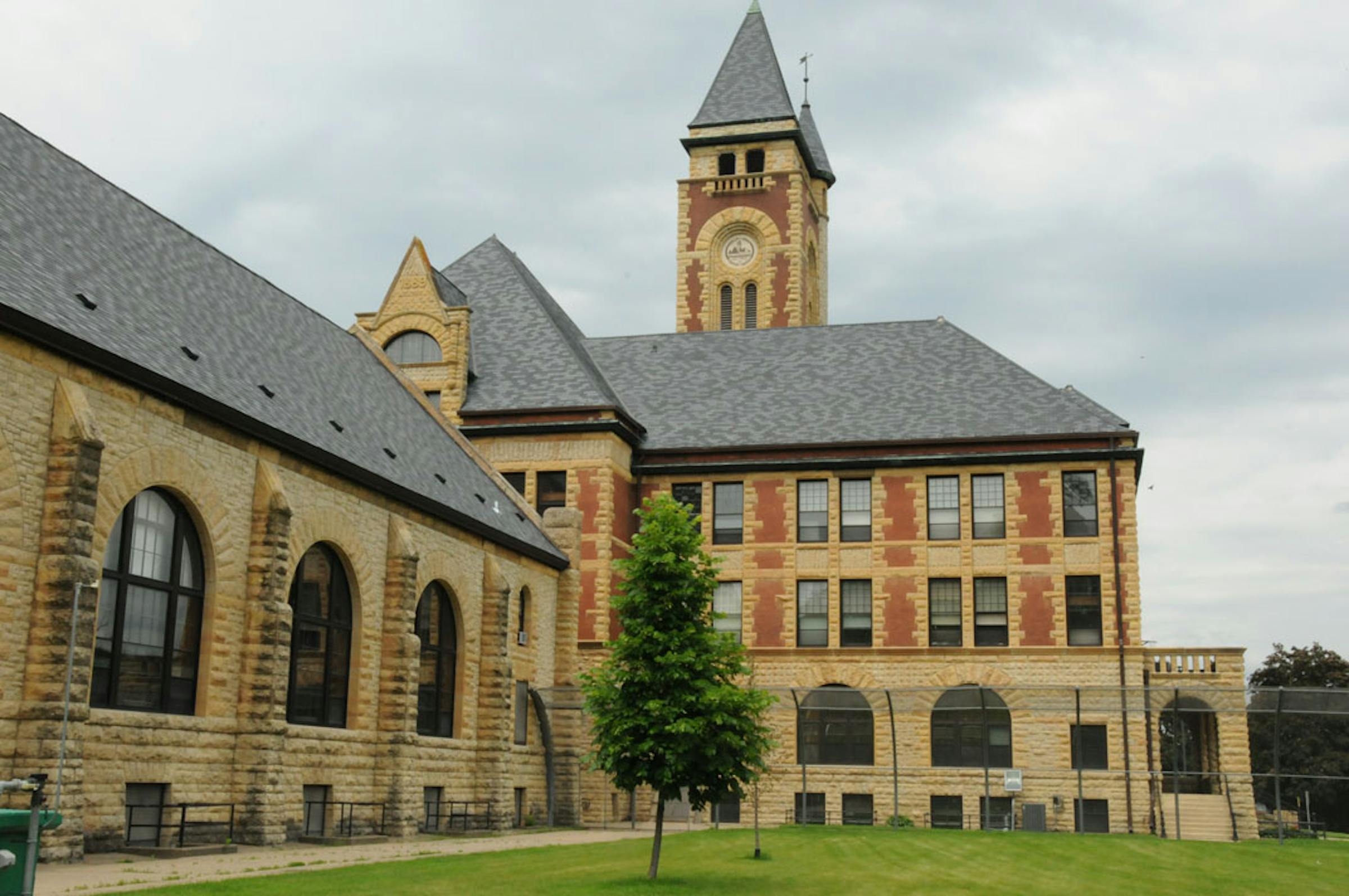 Juvenile found dead inside Red Wing correctional facility