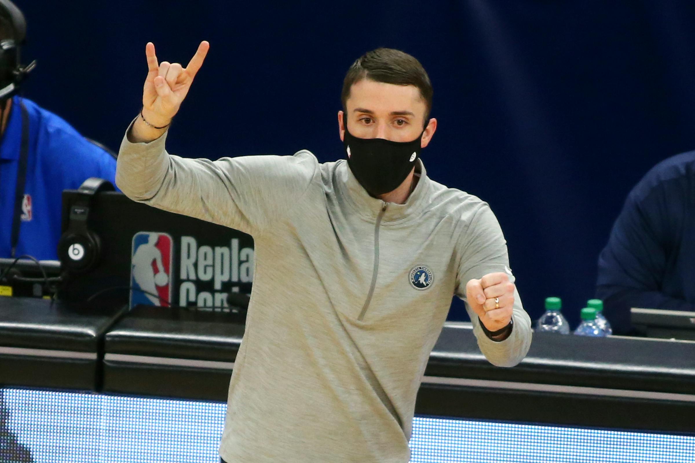 Wolves fire Ryan Saunders in his third season as coach