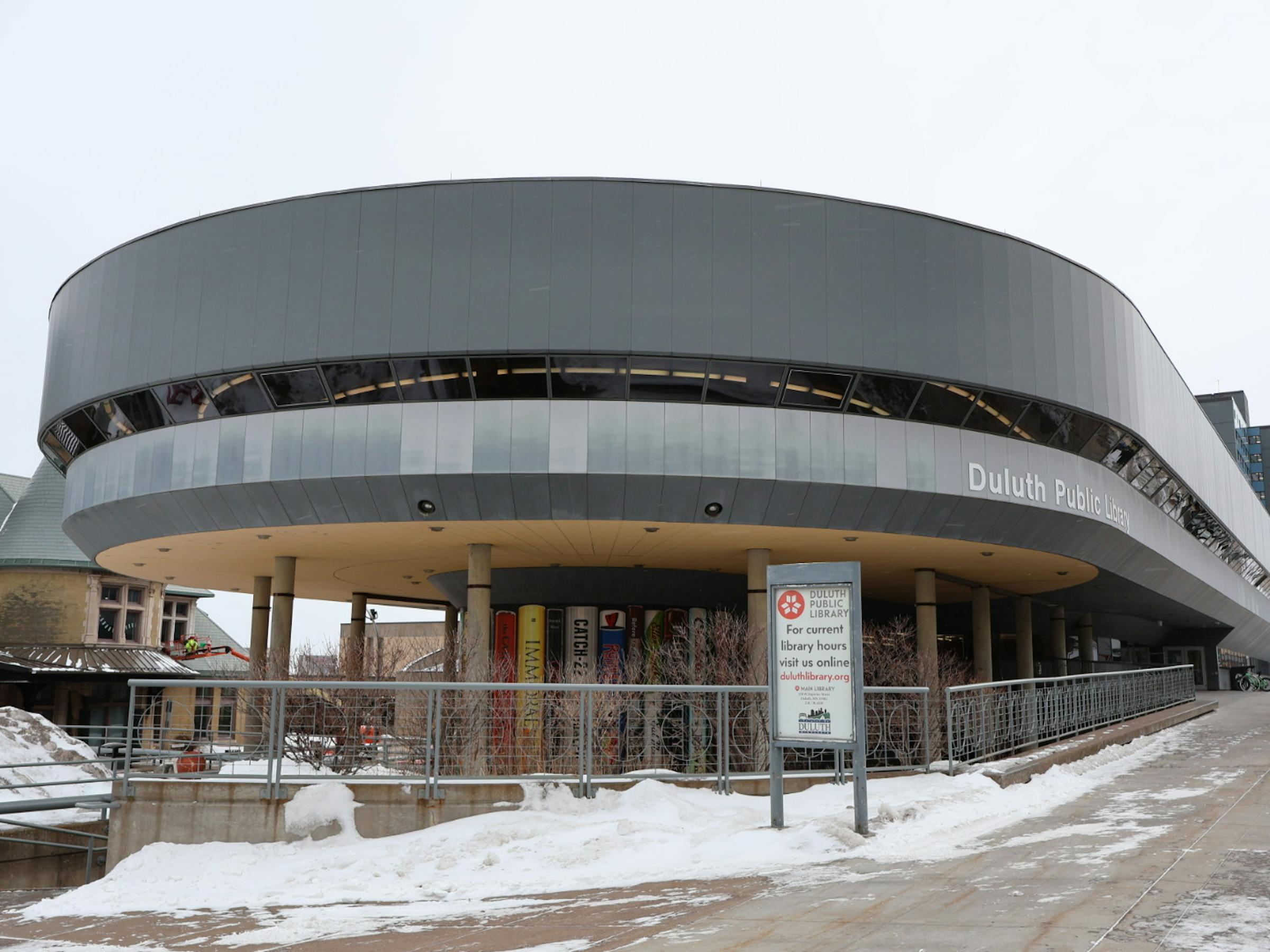 Duluth's ore boat-styled library could see redesign, new building